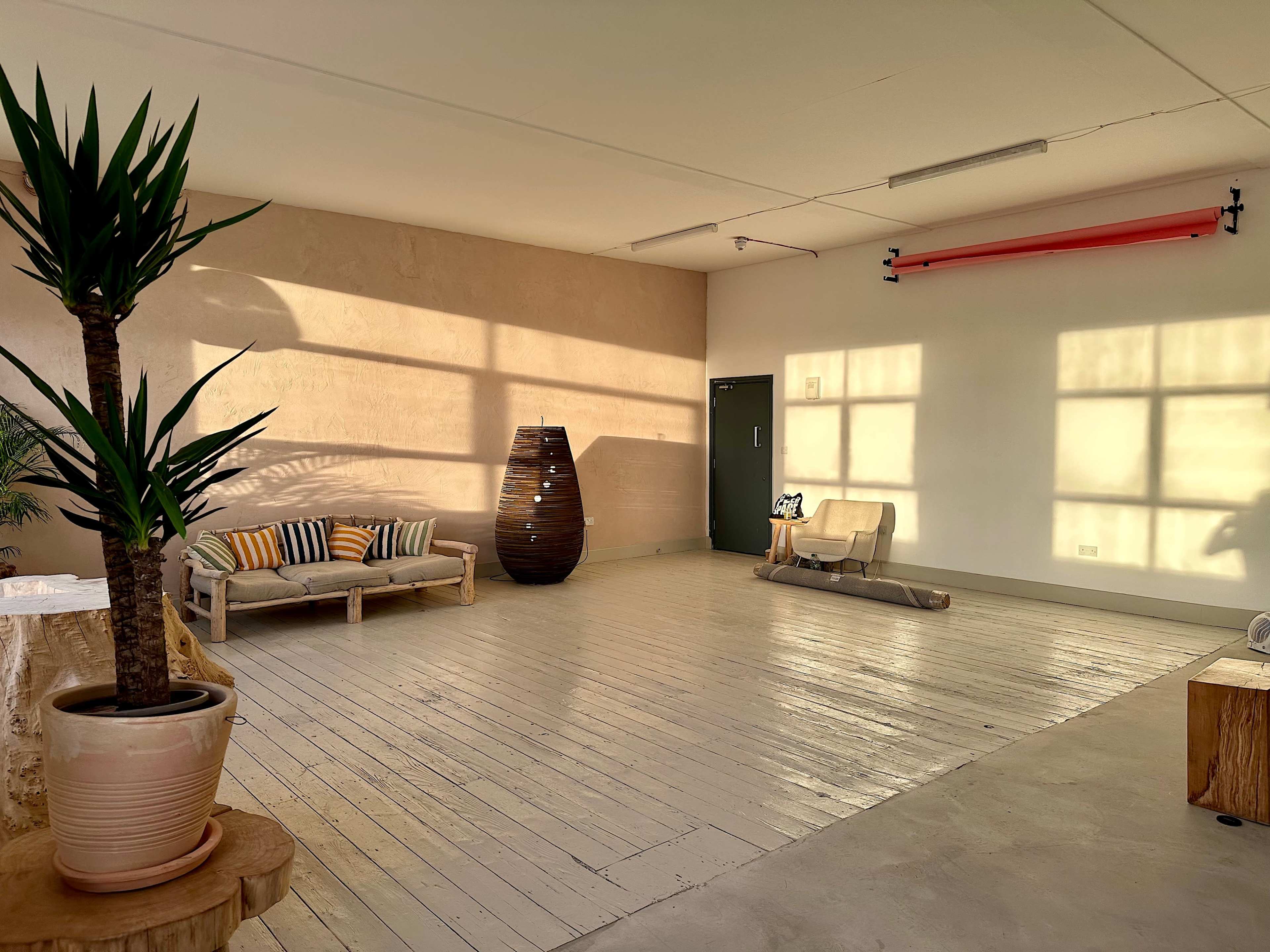 Organic Lifestyle Studio +, London | Production | Peerspace