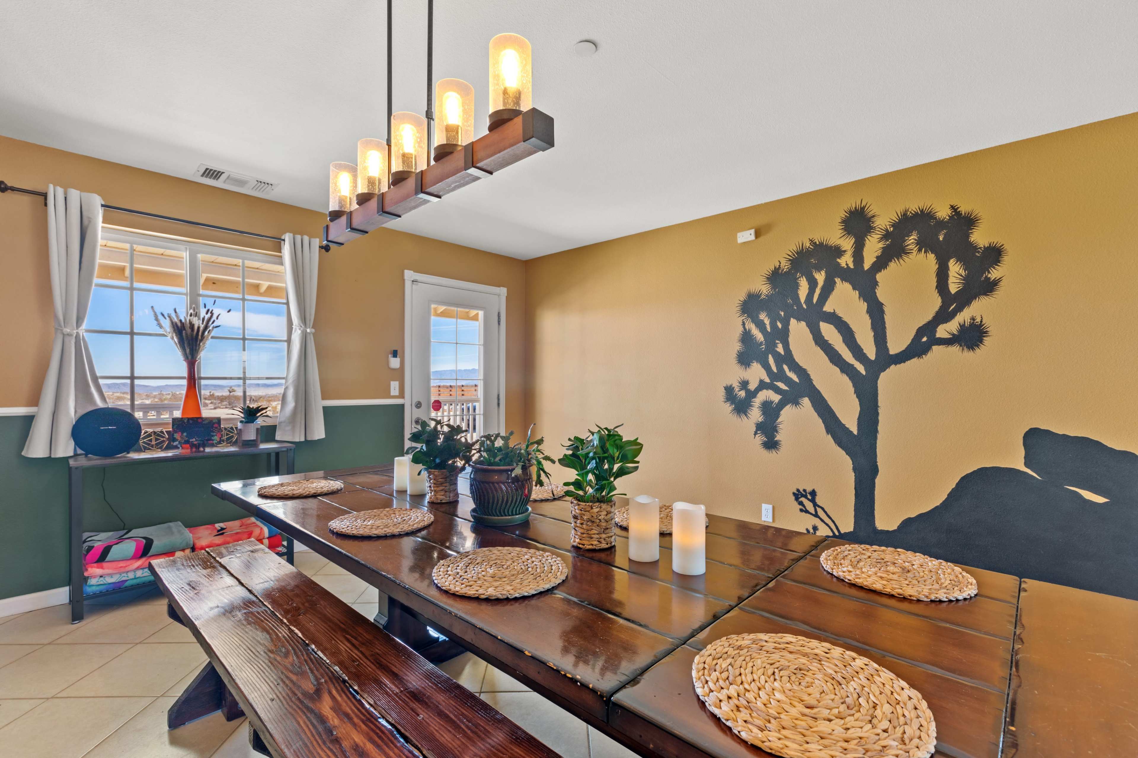 Desert Sanctuary with Panoramic Views, Joshua Tree, CA | Off-Site ...