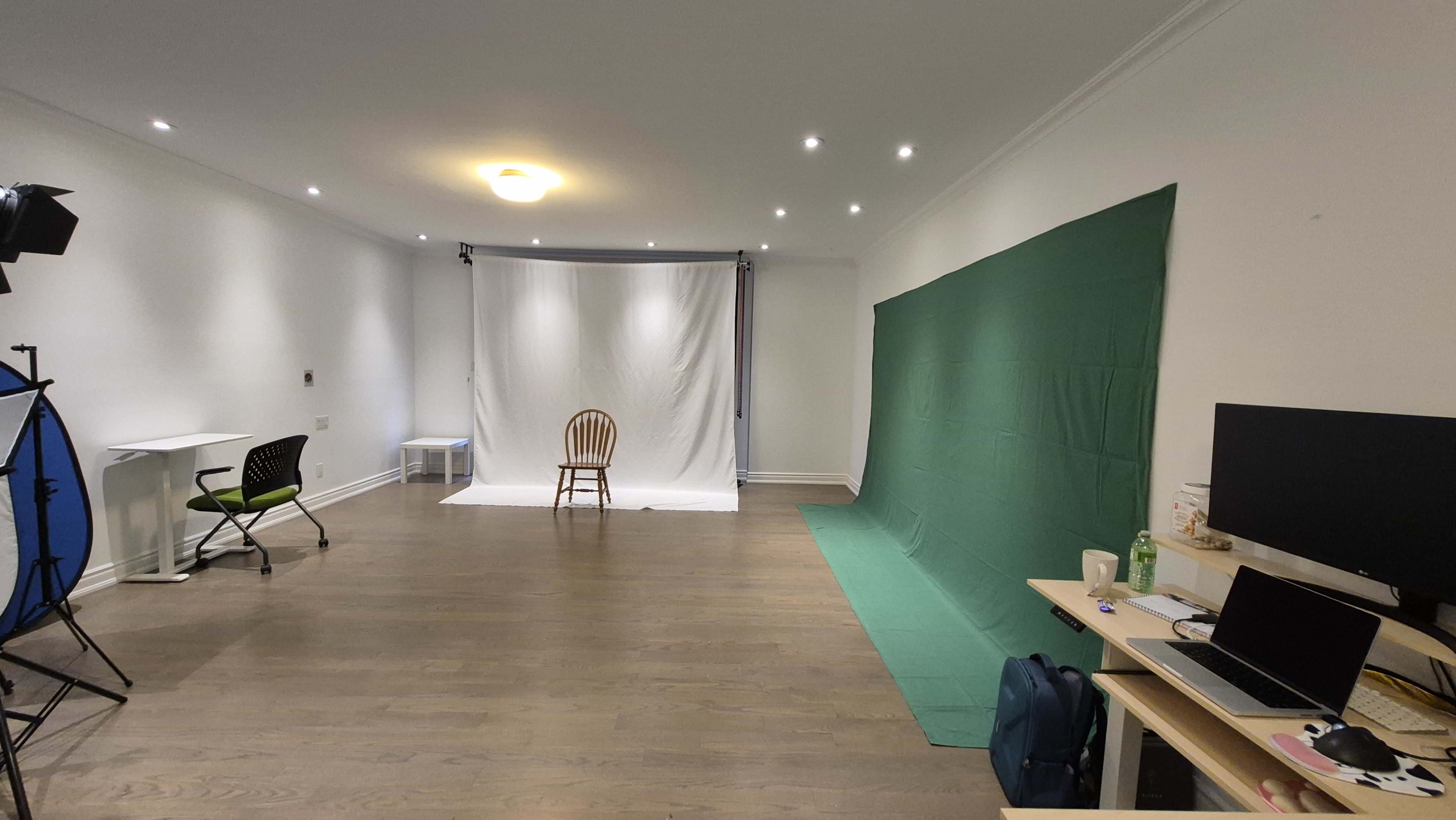 Host Nest | SYN Studio Photography & Video, Toronto | Production | Peerspace