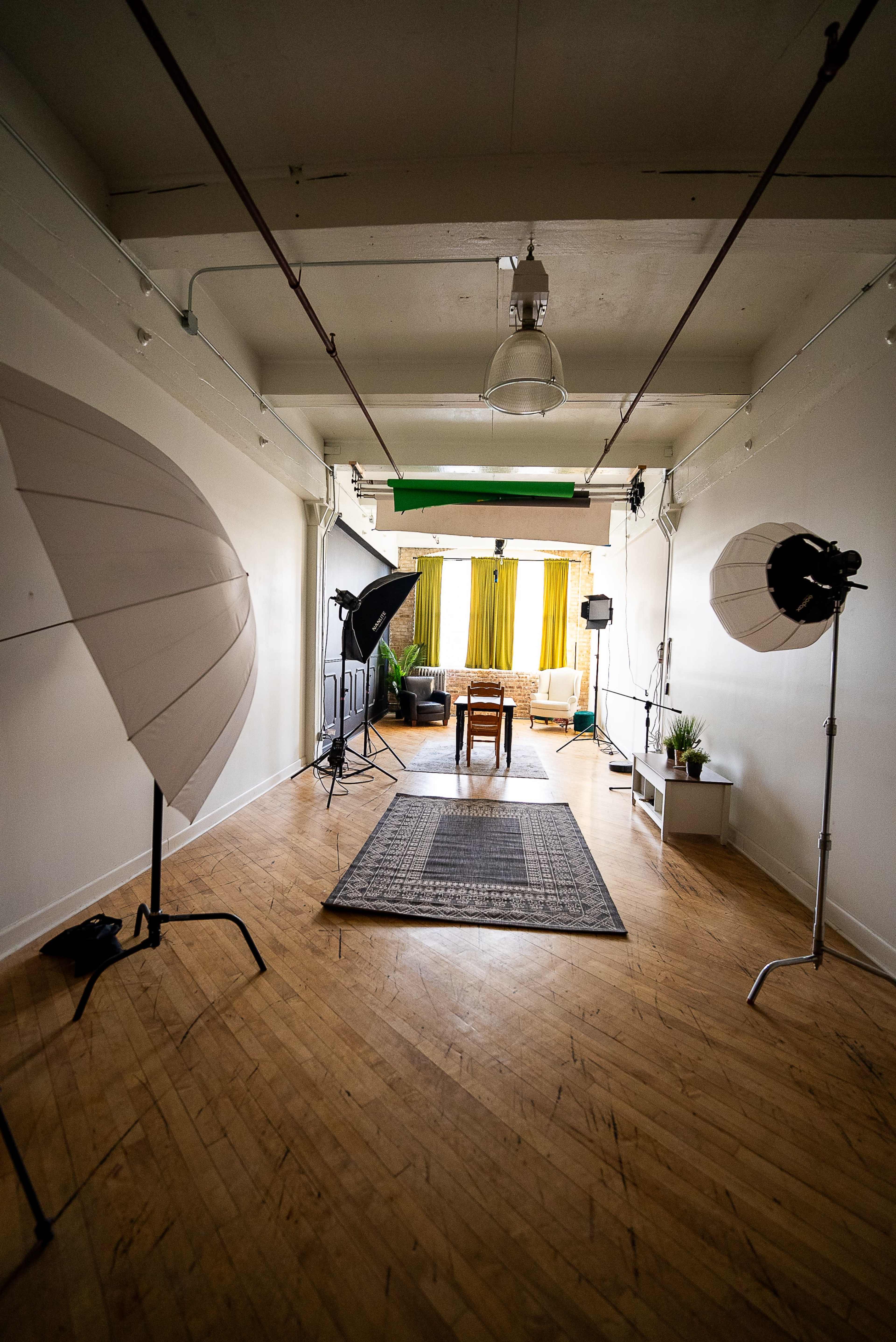 Holy Cow Productions | Downtown Modern Spacious Studio, chicago, IL ...