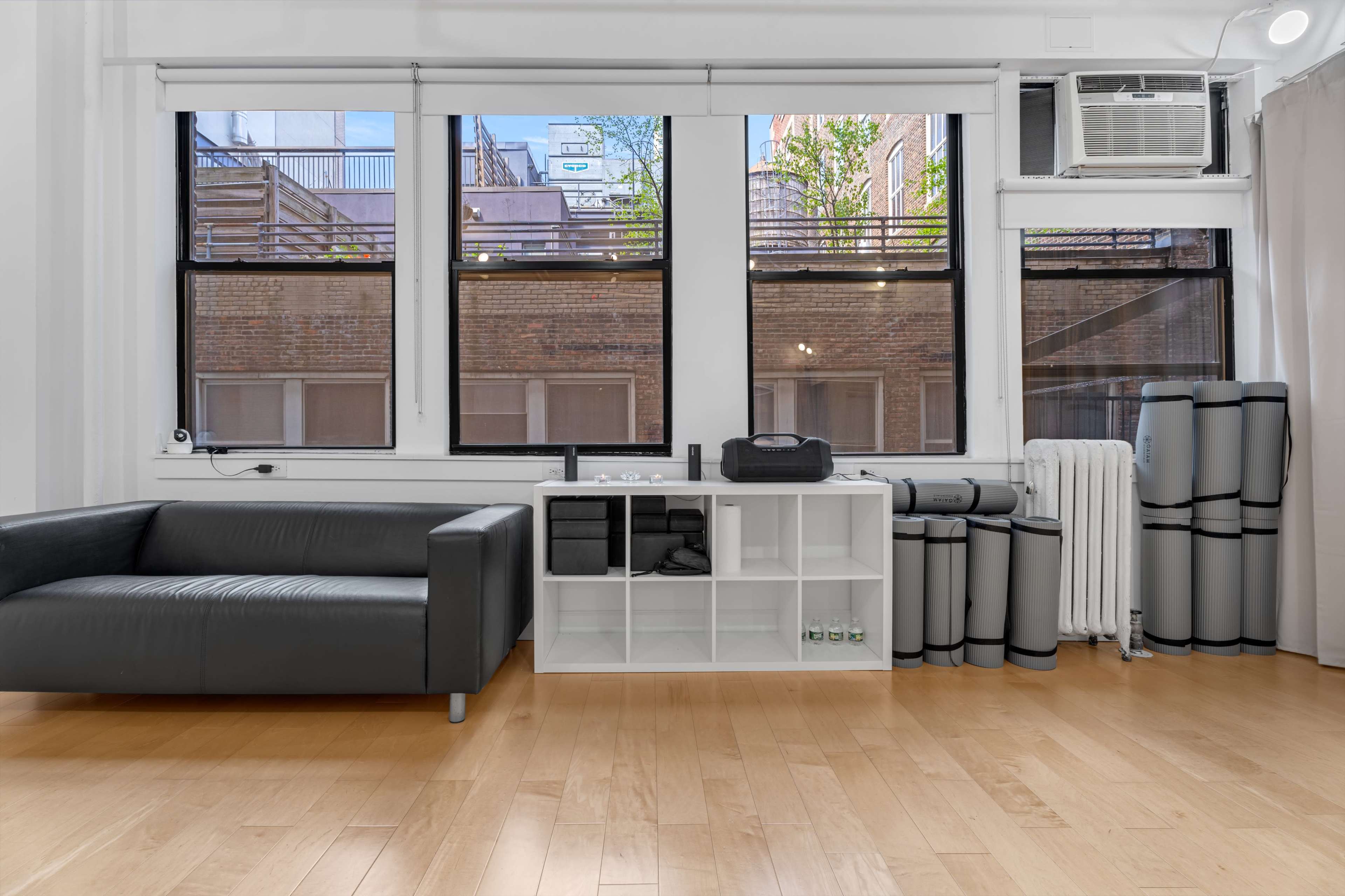 Vibe Space | Vibe Space Meeting Studio in Manhattan, New York, NY | Off ...