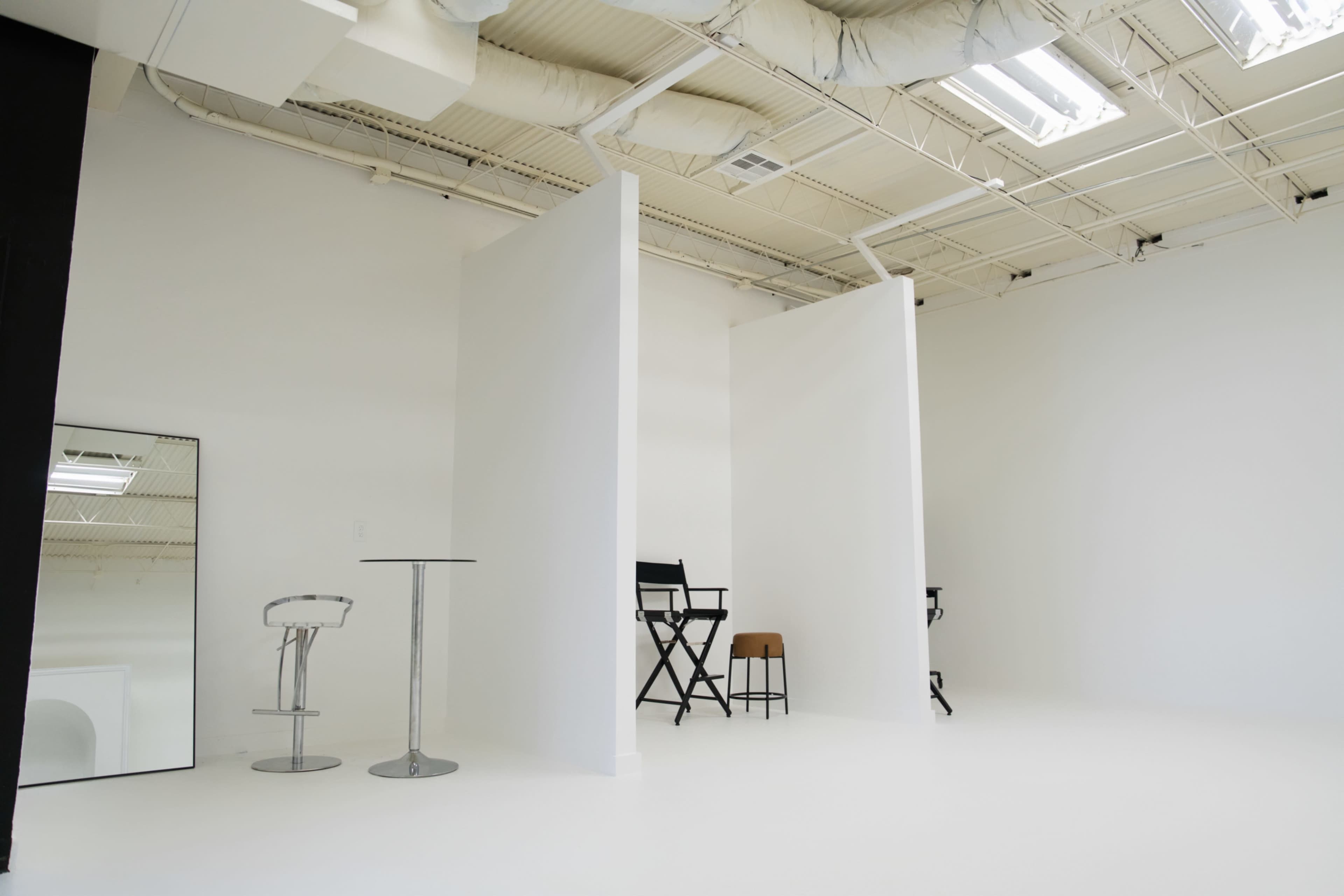 2911 Studio, Houston, TX | Production | Peerspace