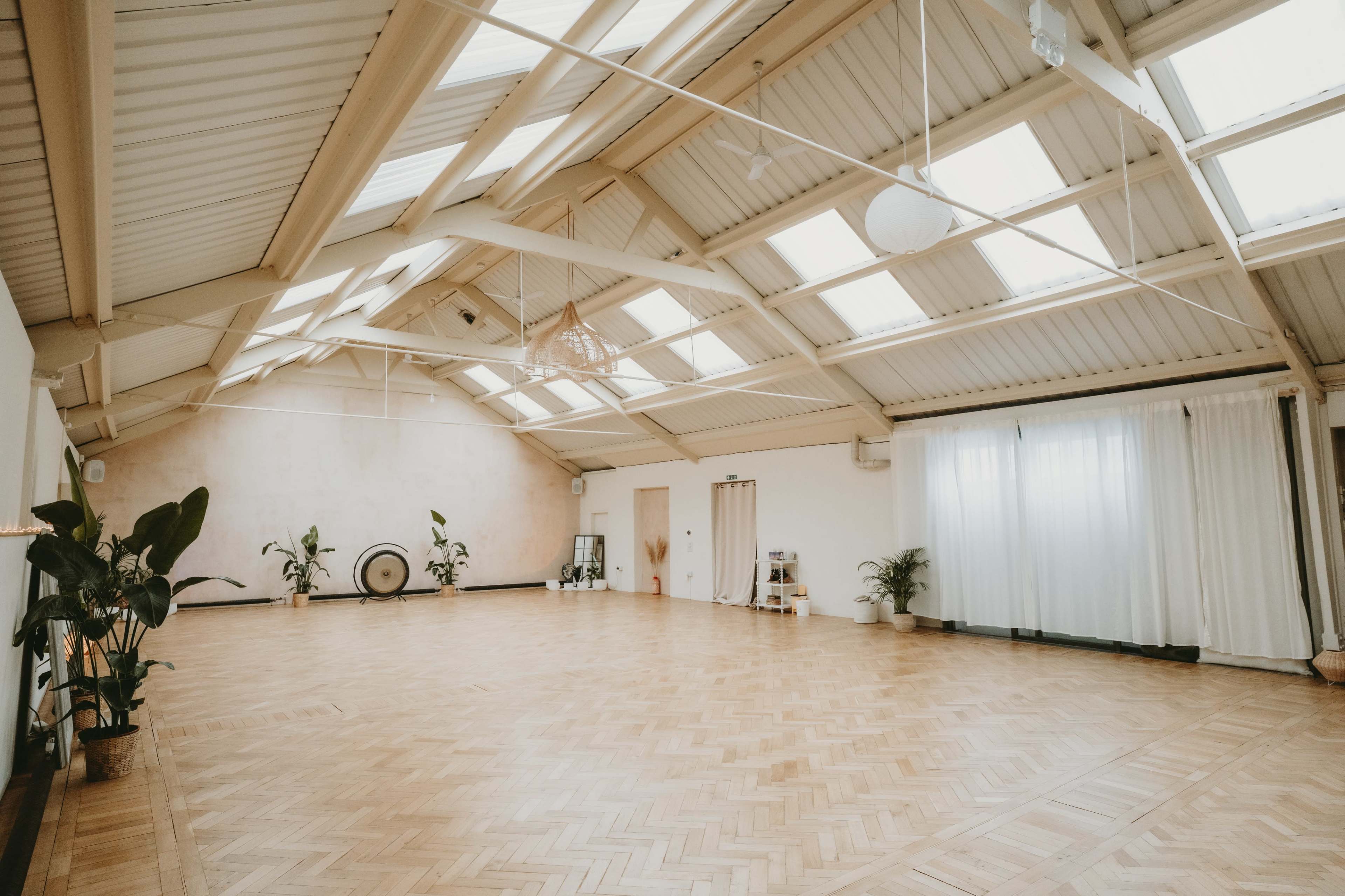 Soul Studio | Elegant Studio Space near Regent’s Park - Main Barn ...
