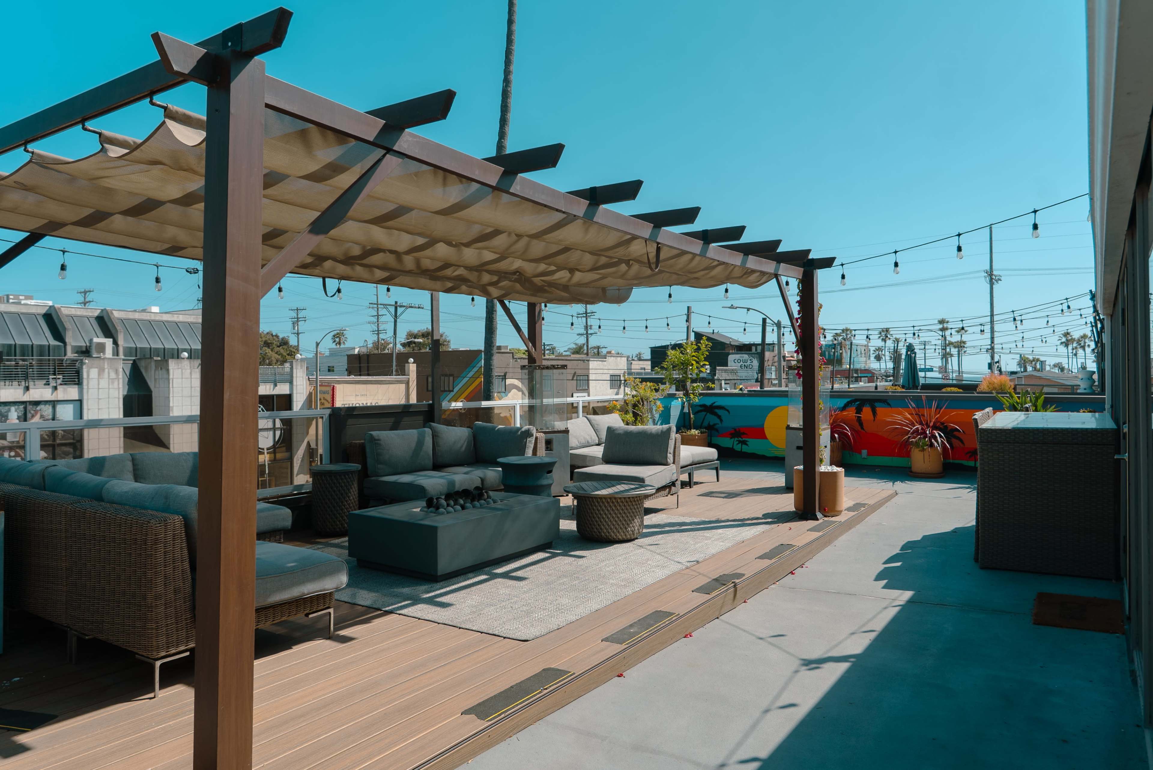 Sawubona | Versatile Indoor/Outdoor Rooftop Event Space w/ Full-size ...
