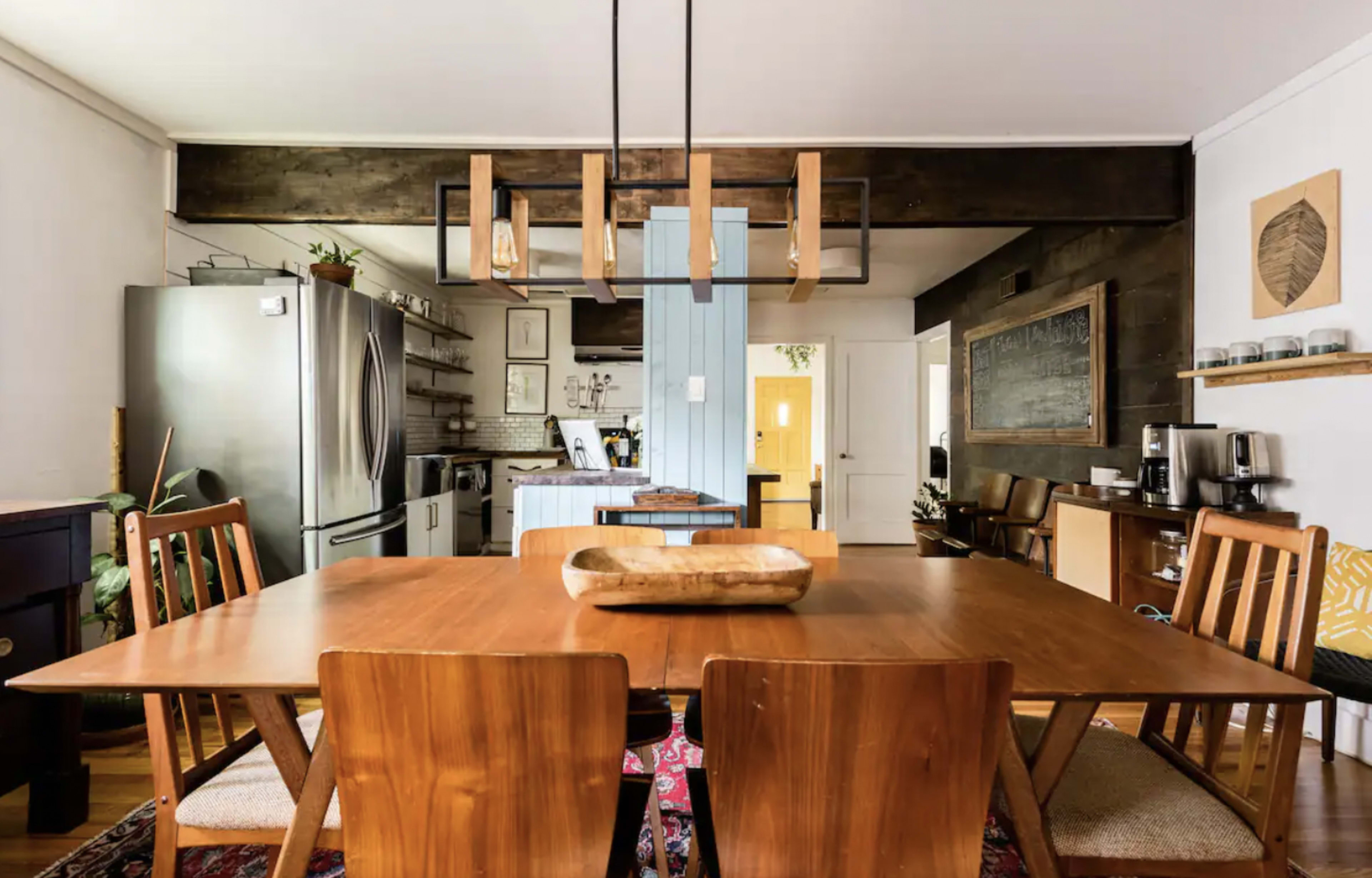 Austin East Side Charming Bungalow, Austin, TX | Production | Peerspace