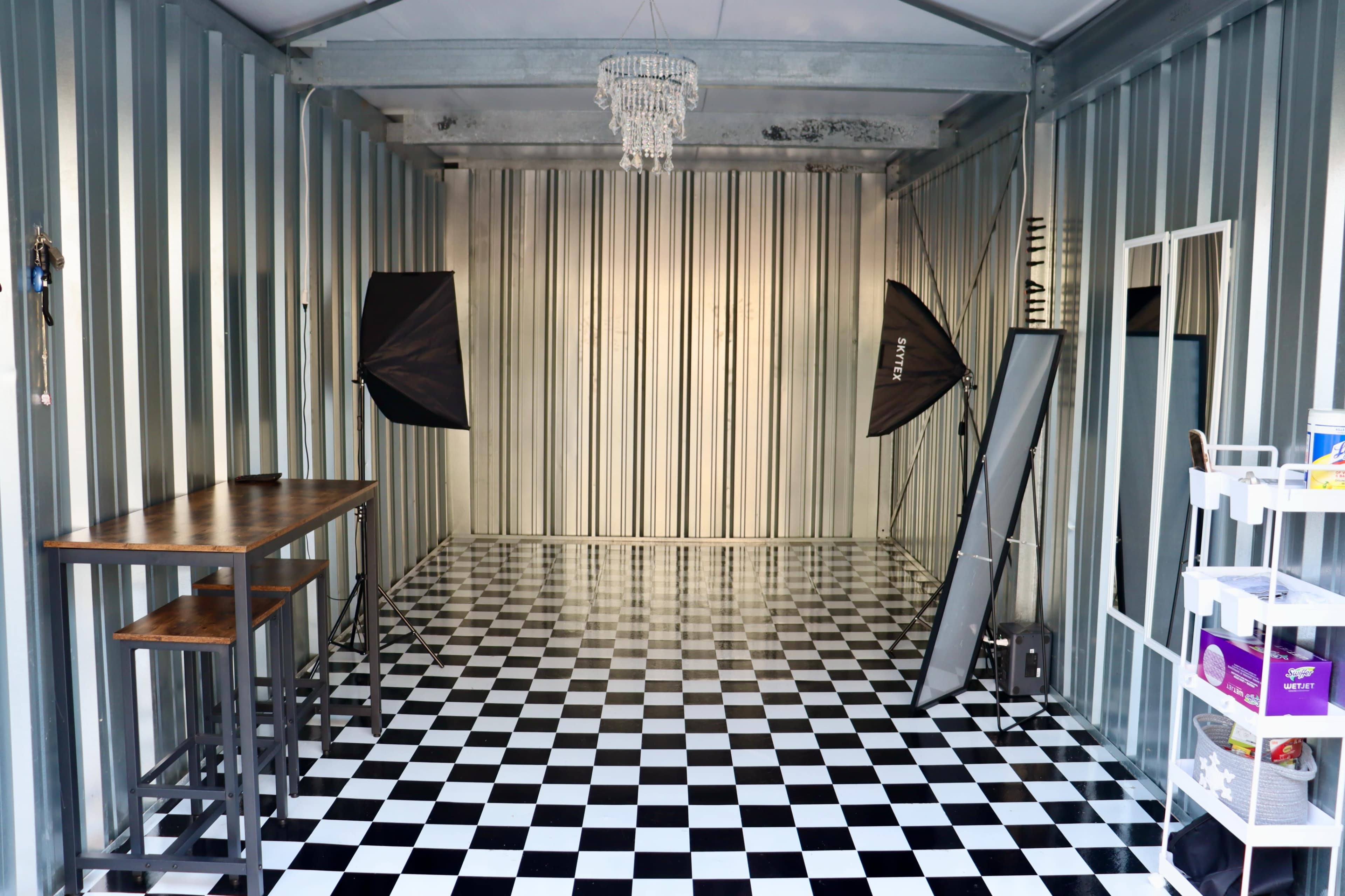 Milwaukee Storage Unit Photo Studio | Unique Space, Milwaukee, WI ...