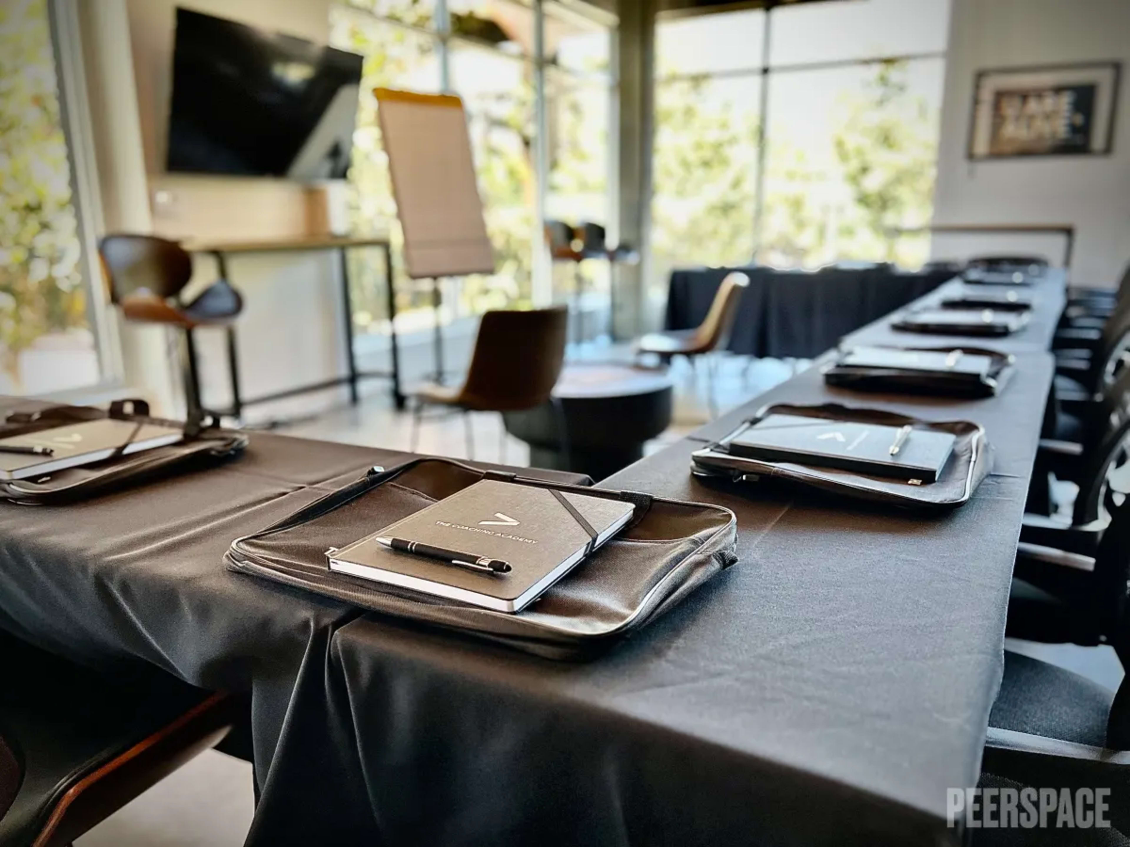 Professional Studio Loft | Downtown Riverside *Main Street*, Riverside ...