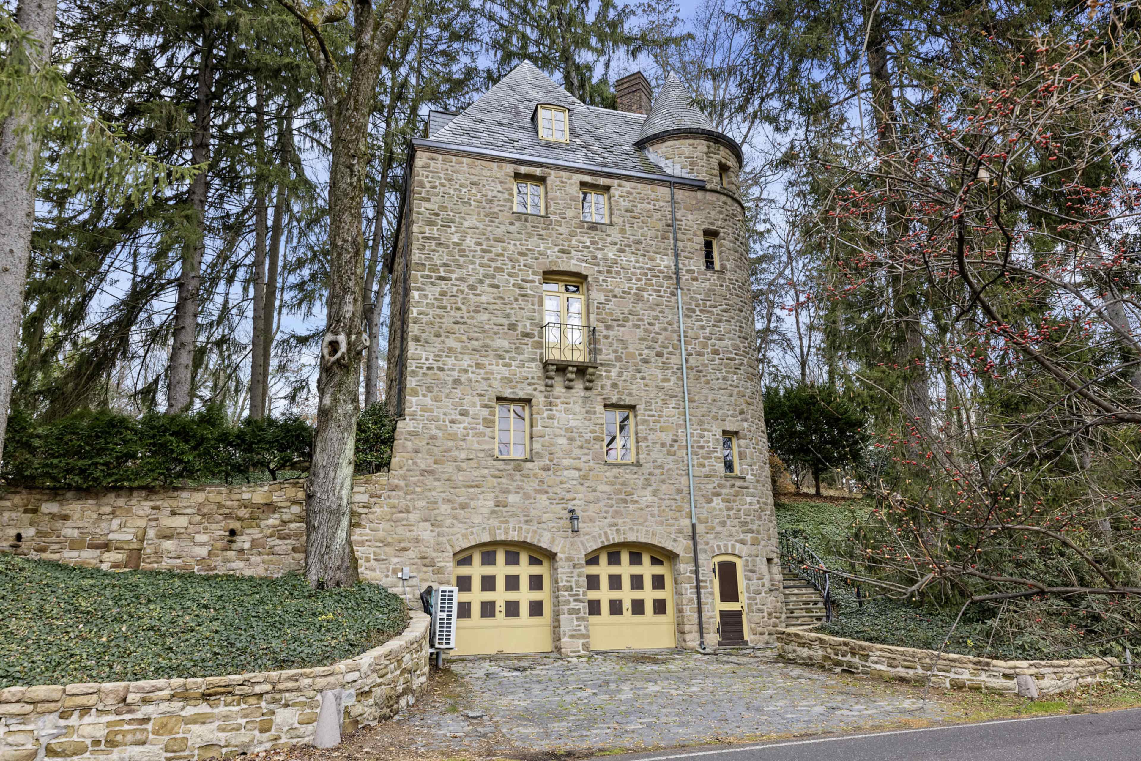 Stonewood Castle | Fairytale castle near Philadelphia, Jenkintown, PA ...