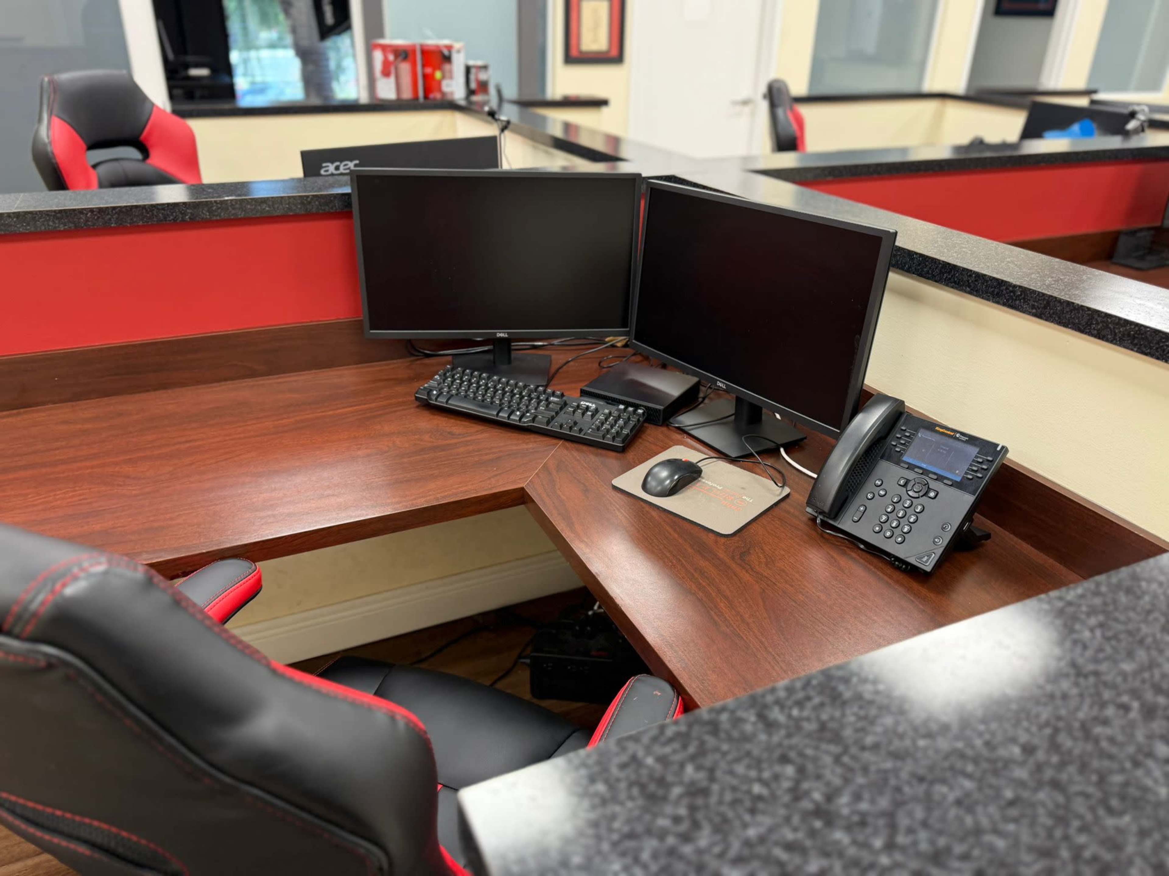 Modern Office Space with Desks & Cubicles in Coral Springs, Coral ...