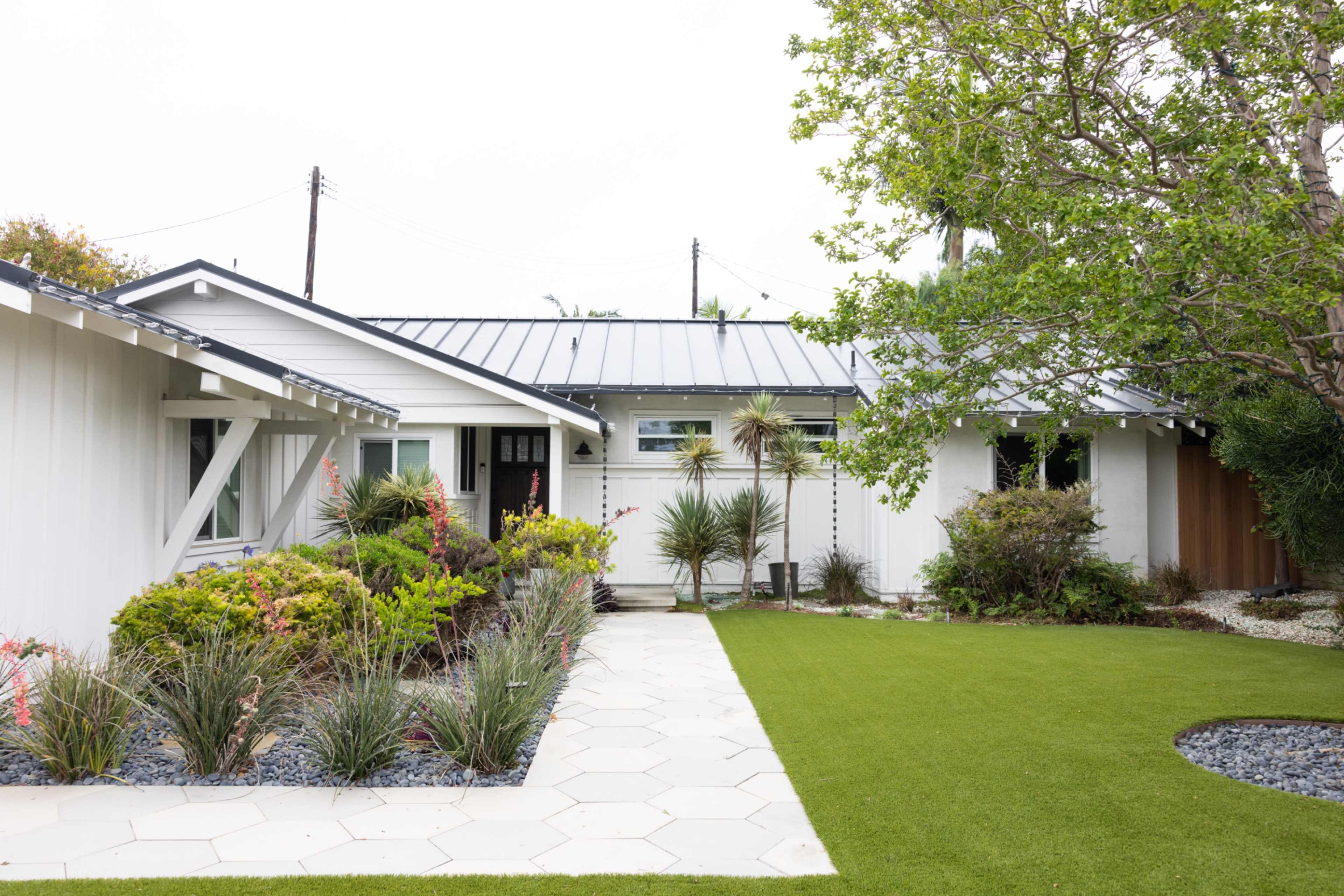 California Farmhouse with Sky Lights +Bold Mural Art + Creative ...