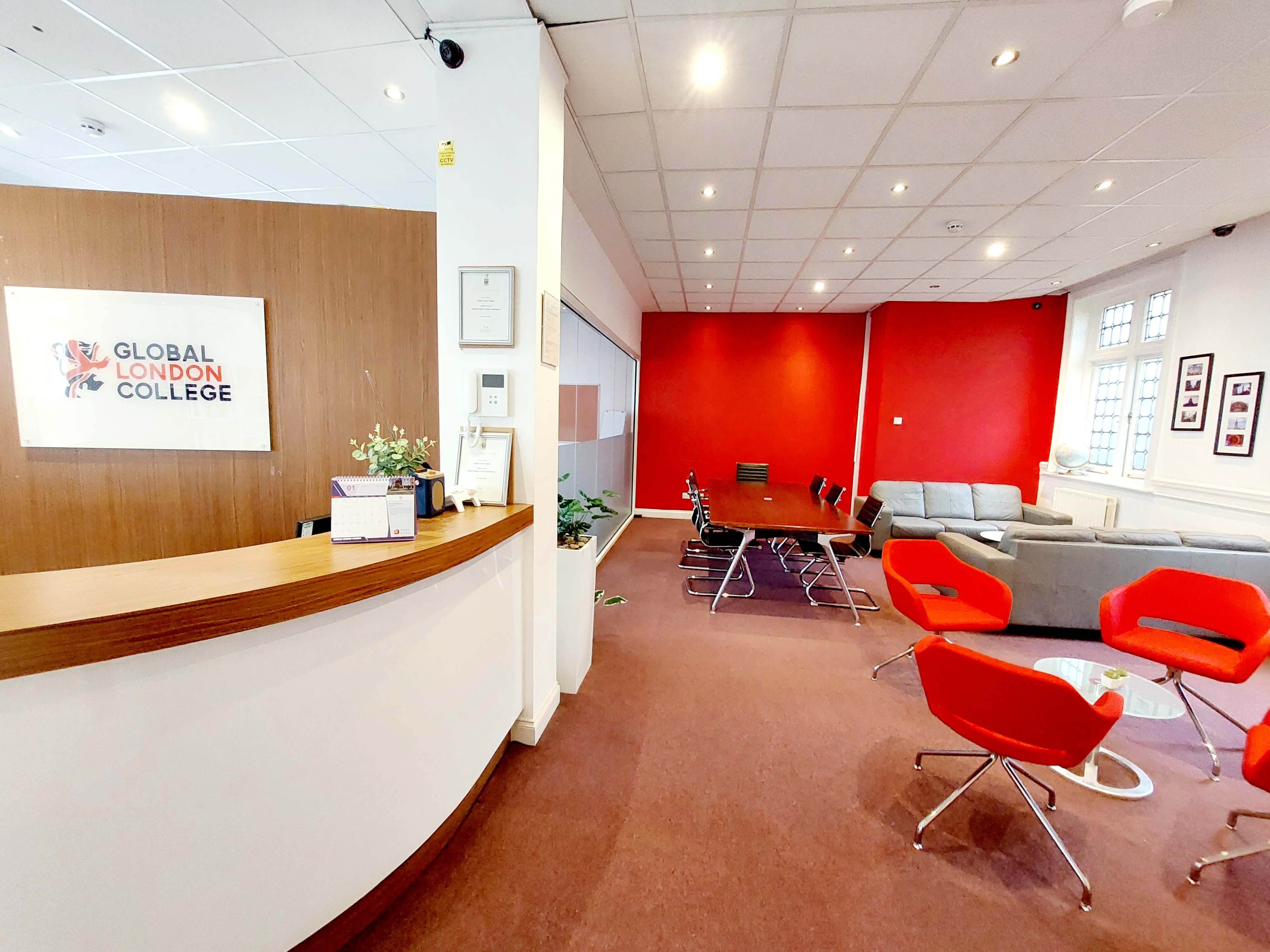 Global London College | Classroom for teaching anything, London | Off ...