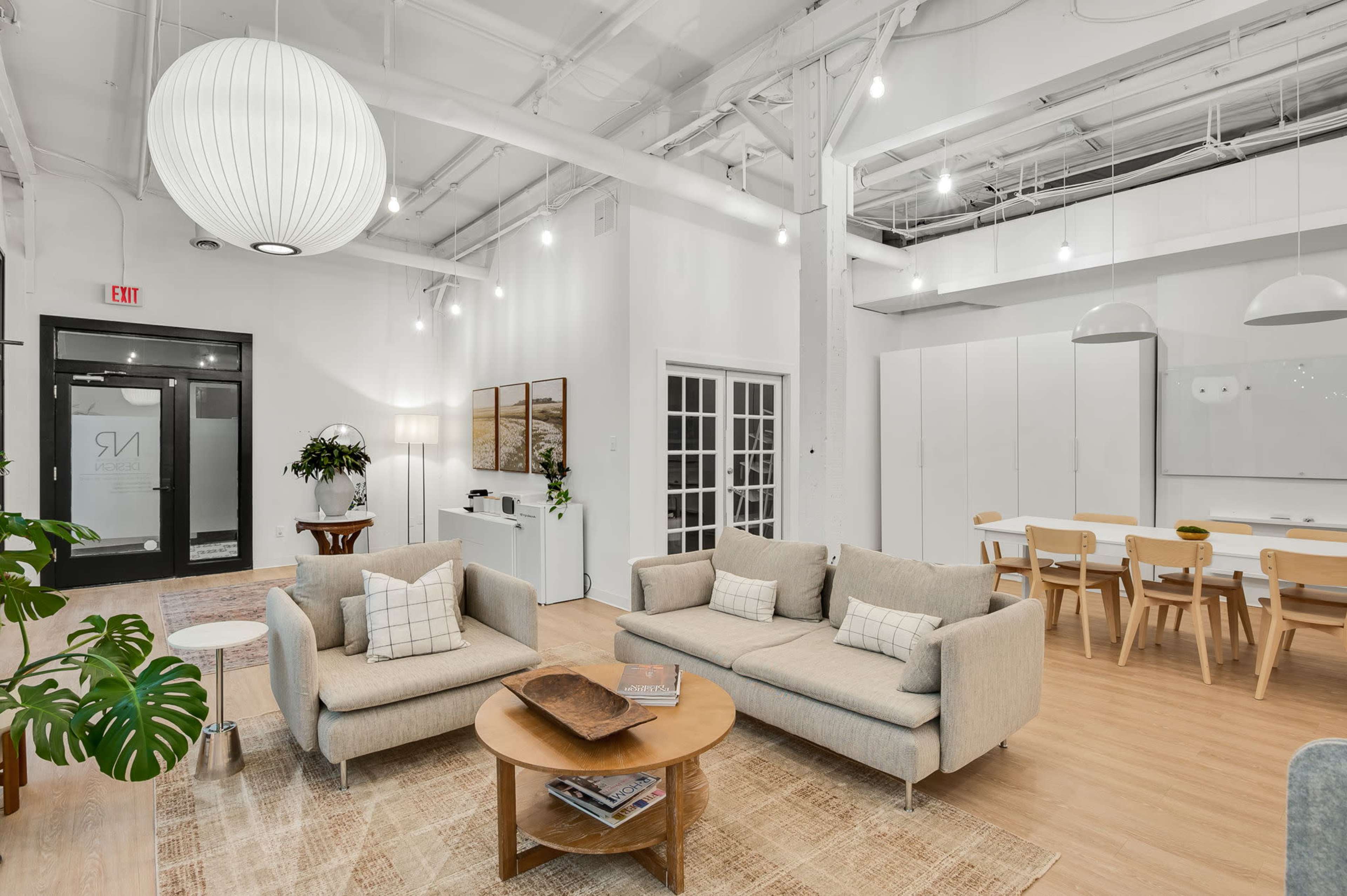 Nicole Rutledge Design | Bright & Modern Meeting/Work/Photography ...