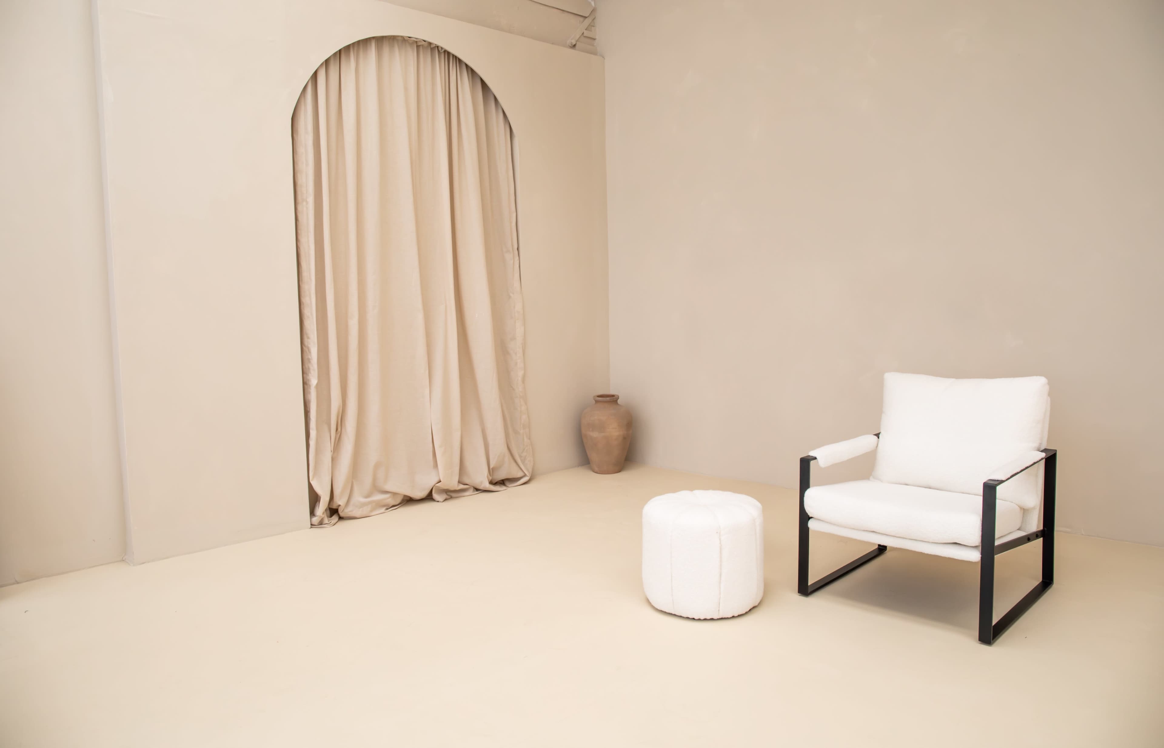 Finsbury Room - Many Rooms Studios | Creative Content Studio, London ...