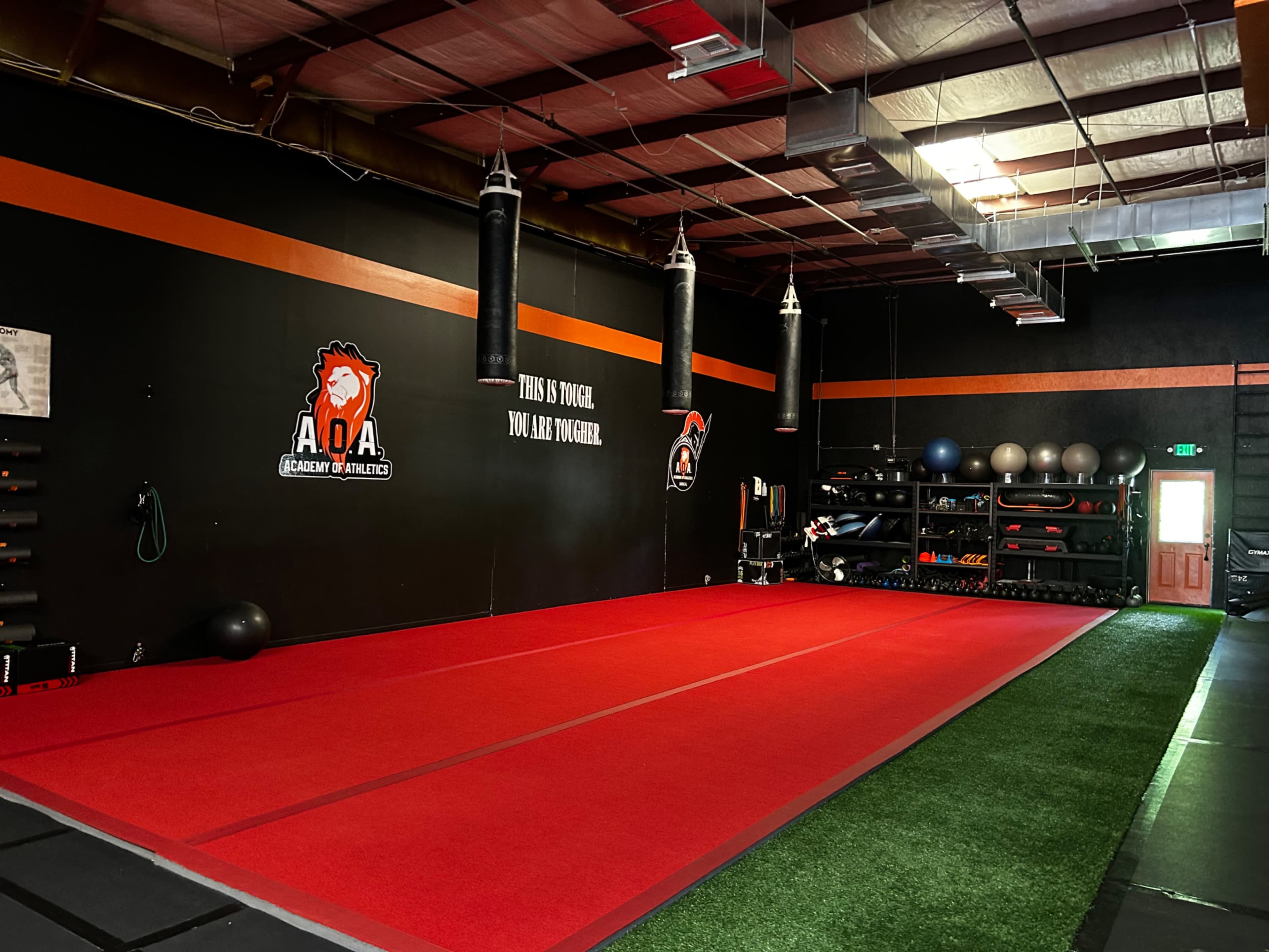 Incredible Fitness Facility/Gym, Chattanooga, TN | Production | Peerspace