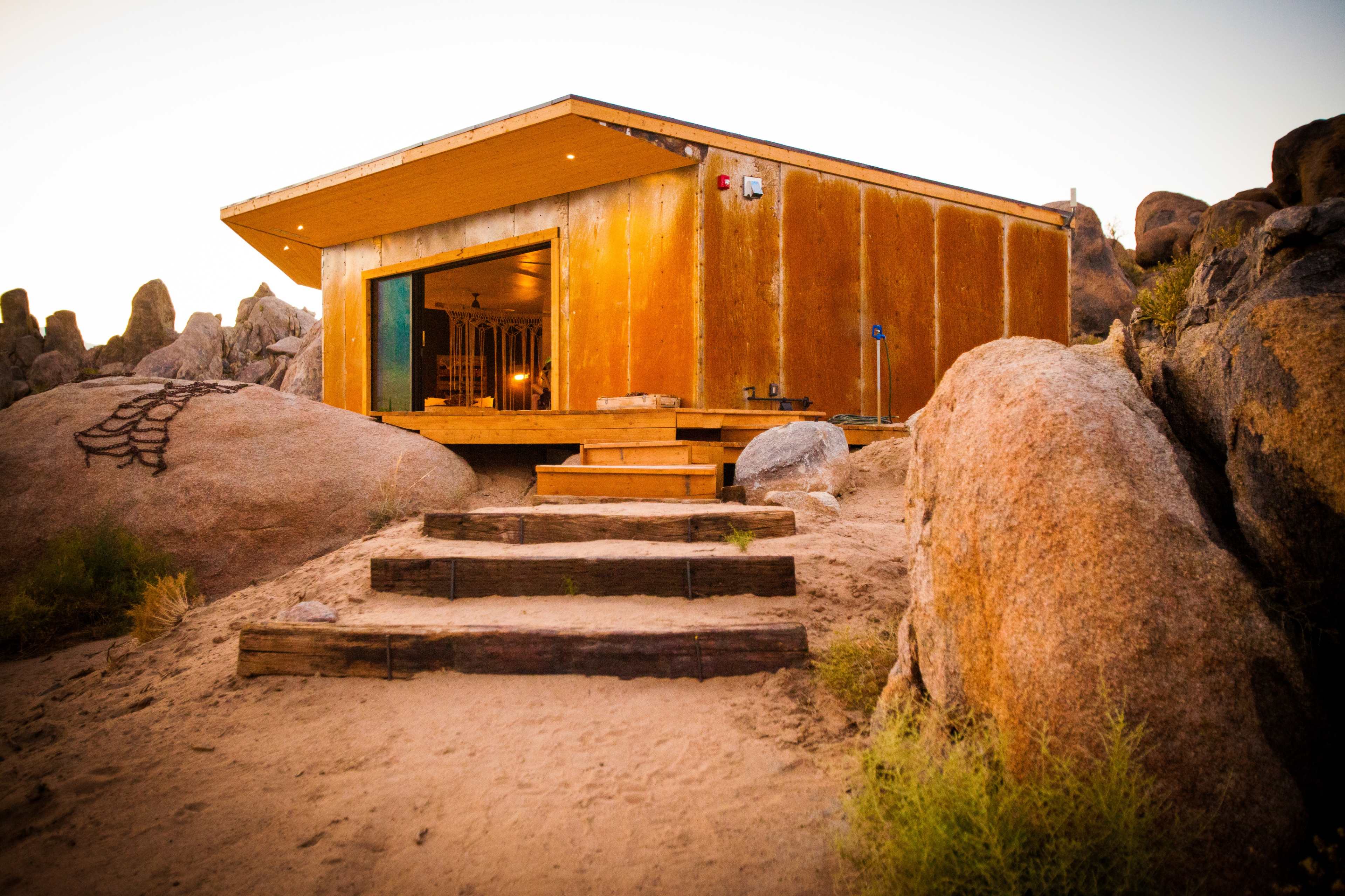 Studio , Guest house with magical views., lone pine, CA | Production ...