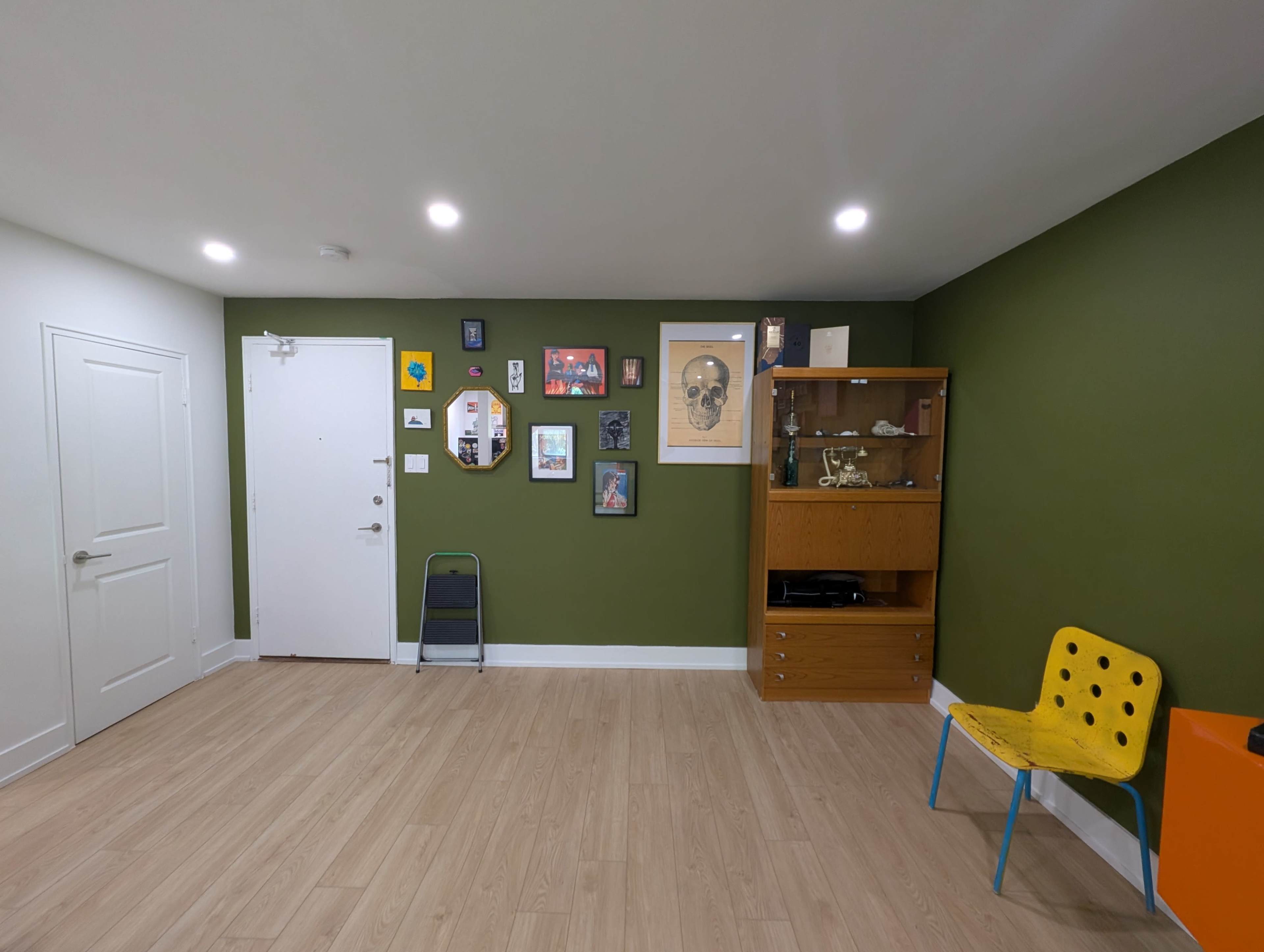 Retro Mod Space, Toronto | Production | Peerspace