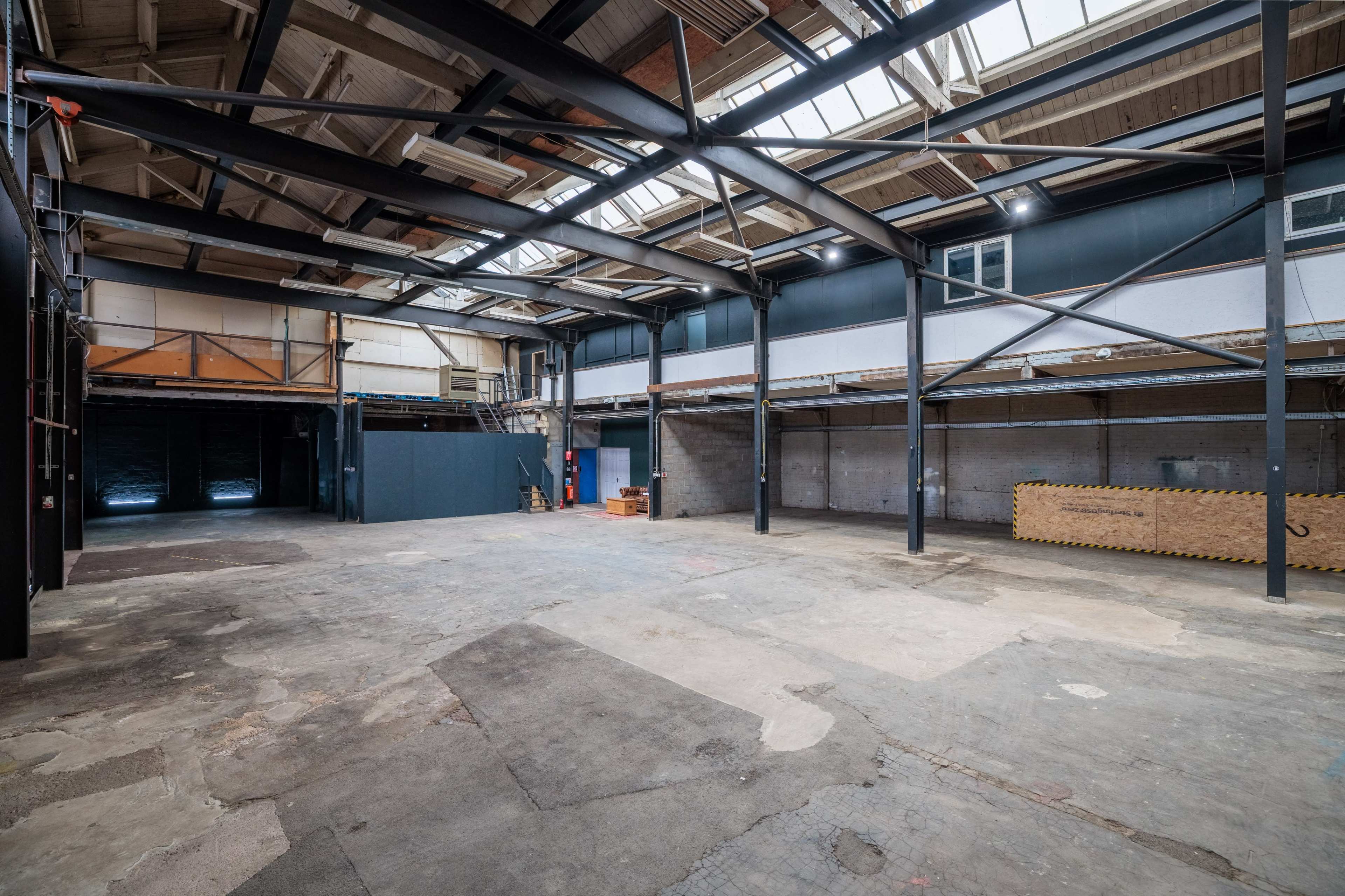 Concept Haus | Warehouse studio with infinity cove, Salford | Production | Peerspace