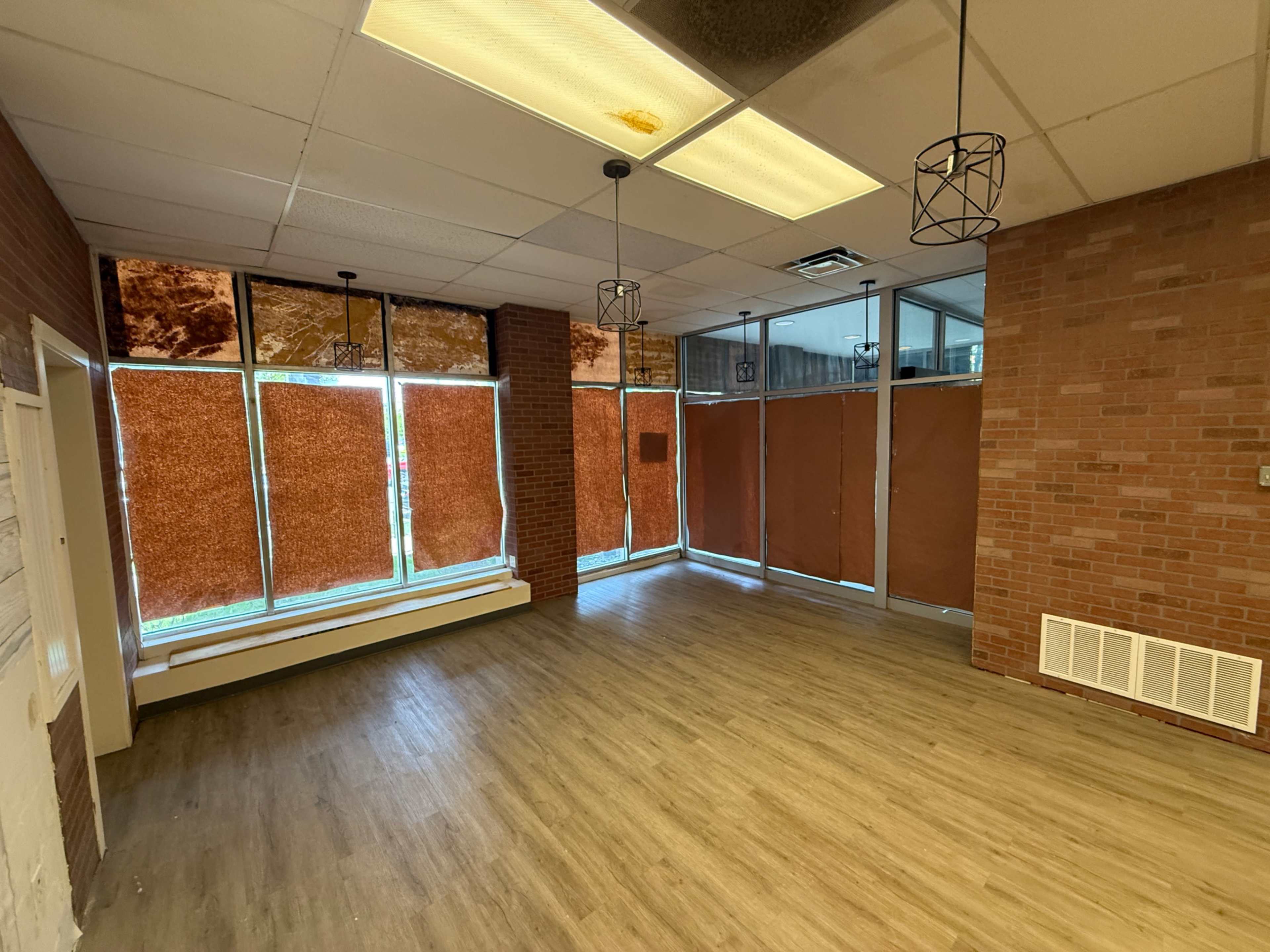 Unique Event Space with nail salon and grocery/liquor store., Chicago, IL | Event | Peerspace