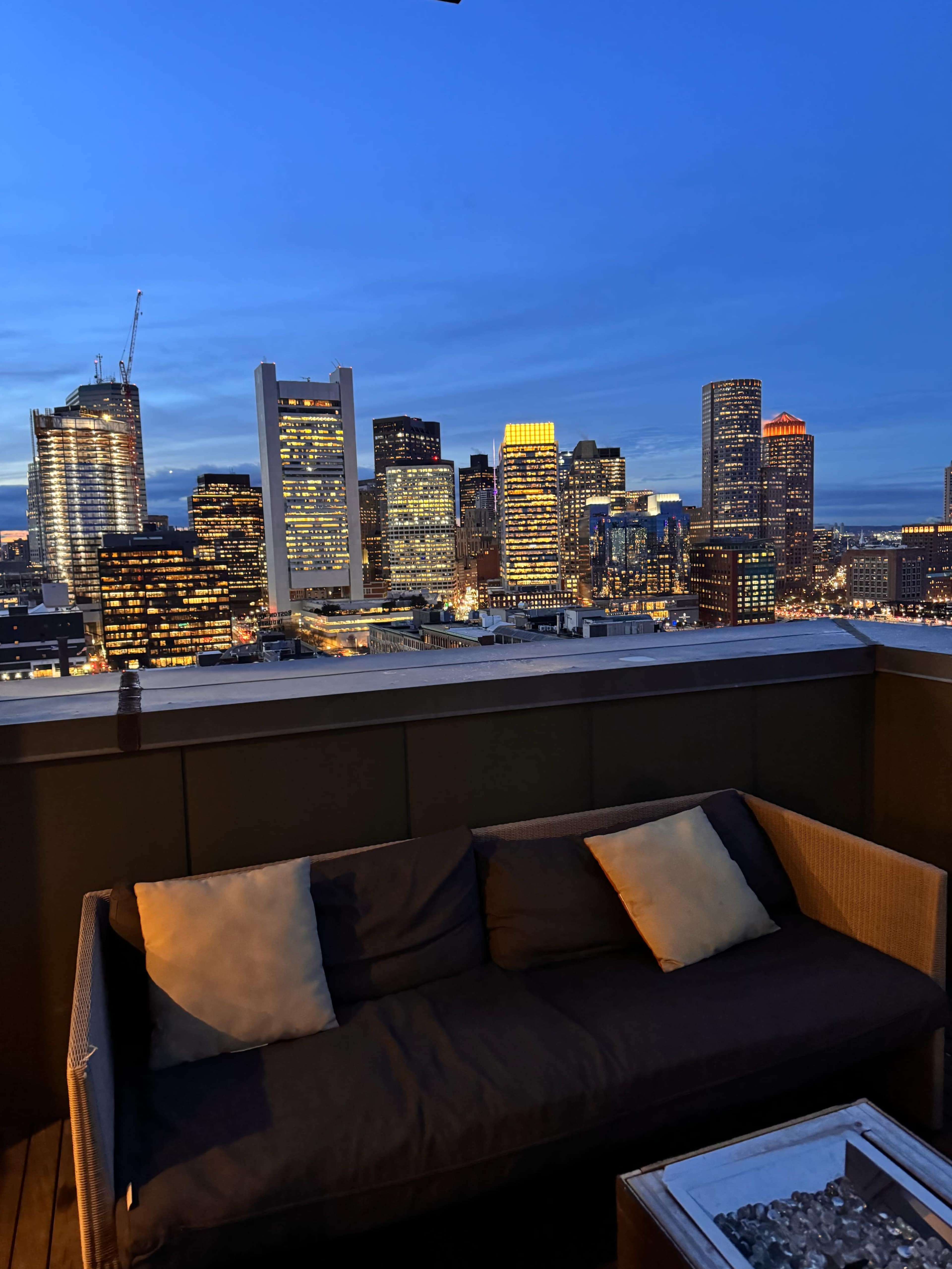 Fort Point SkyLounge and Roof Deck with Stunning Seaport Views!, Boston ...