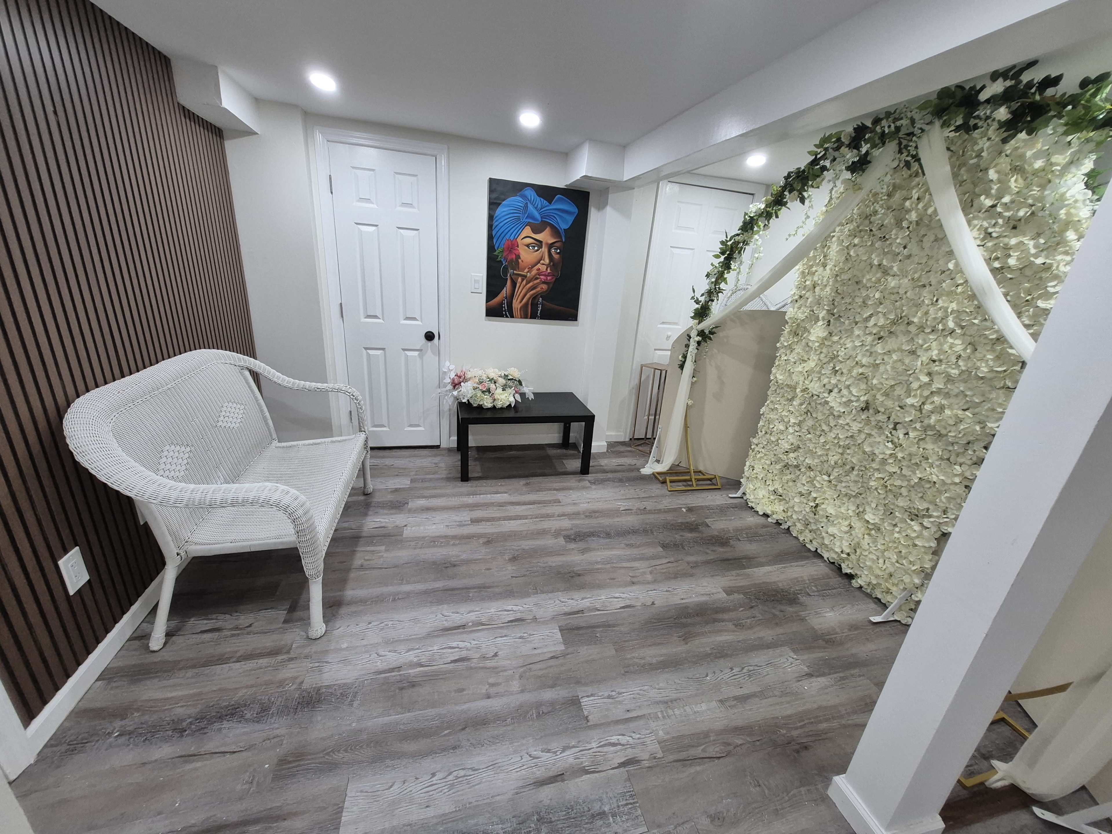 Convenient Space for Content Creation, Photoshoots, Filming, & Events ...