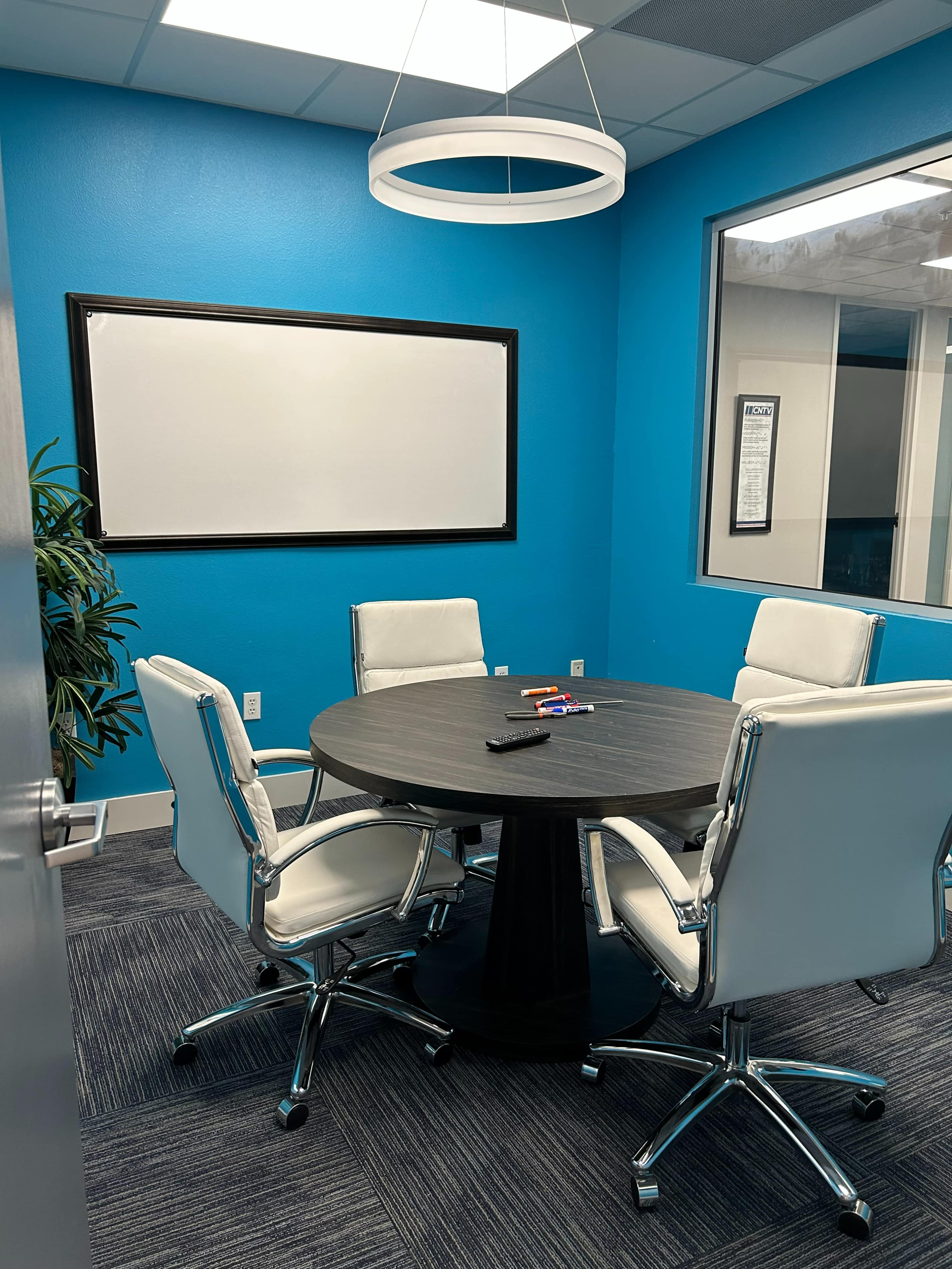 Small Conference Room - Near Downtown Orlando, WINTER PARK, FL | Off ...