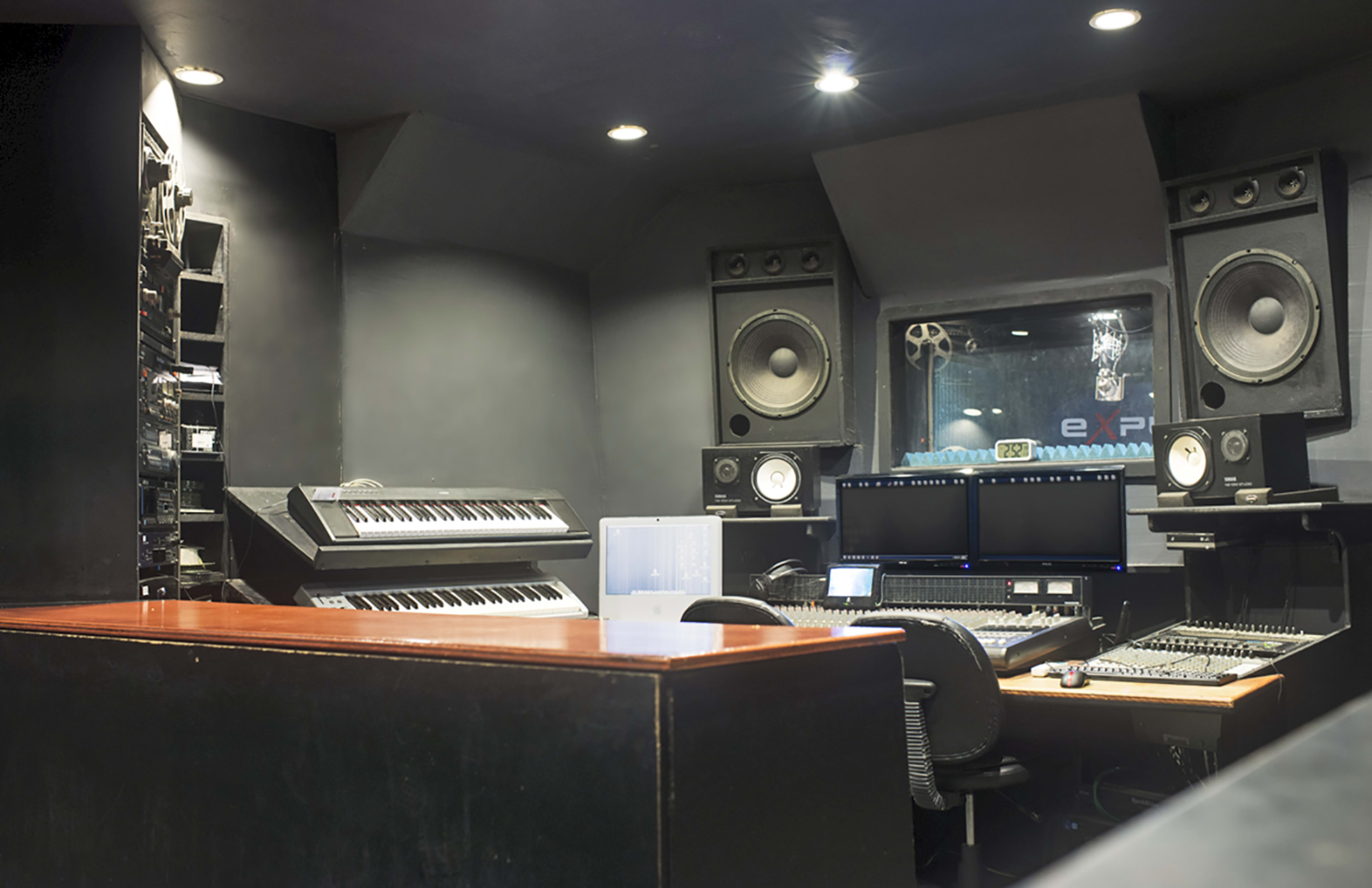 Explode Studios | Brooklyn's High-end Studios with Engineer, Brooklyn ...