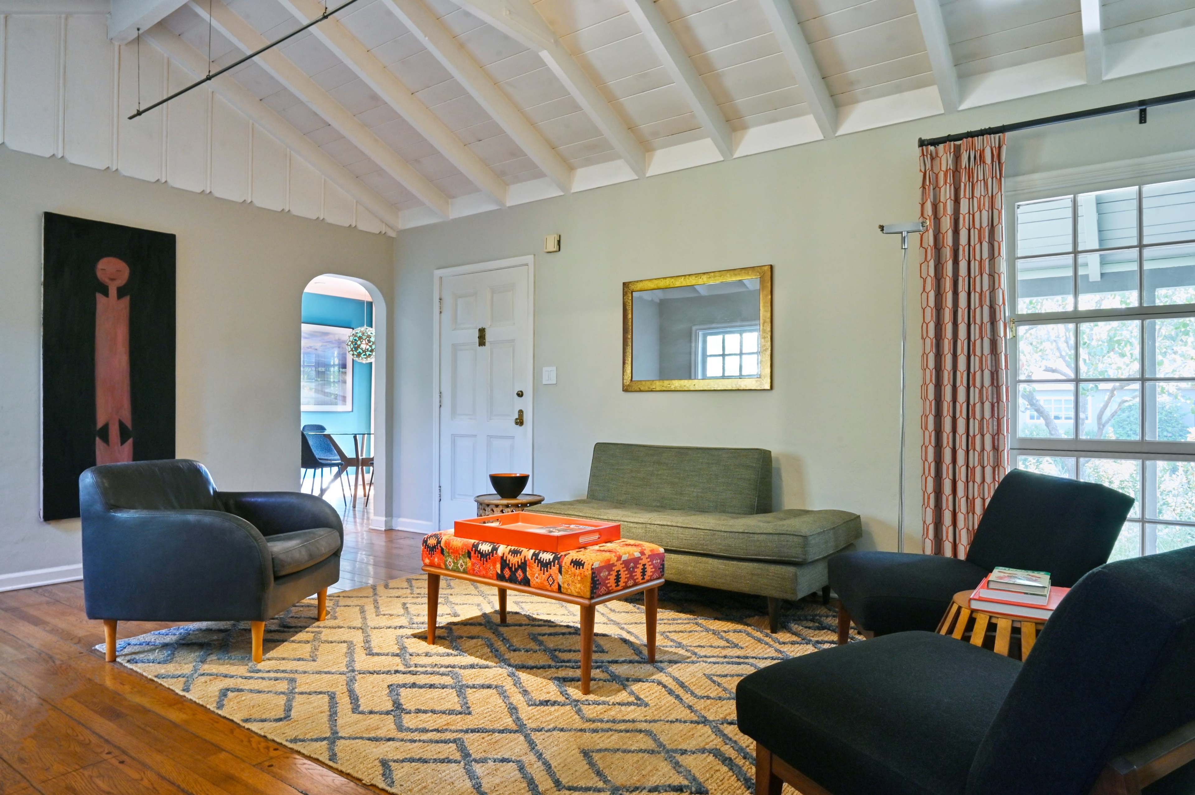 Morella House: valley garden oasis and single story 1930's house ...