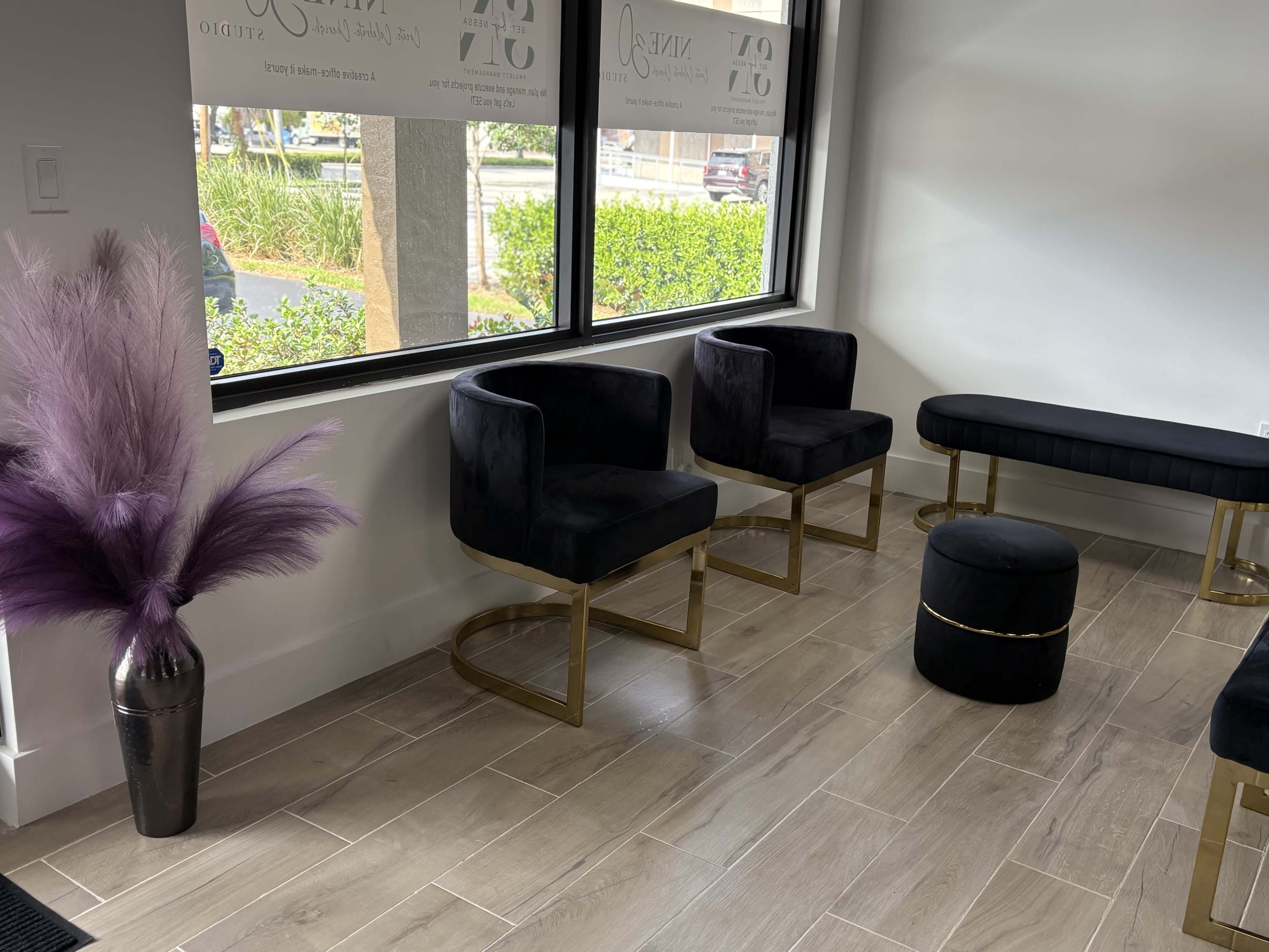 Versatile Space-Chic and Clean, Sunrise, FL | Production | Peerspace