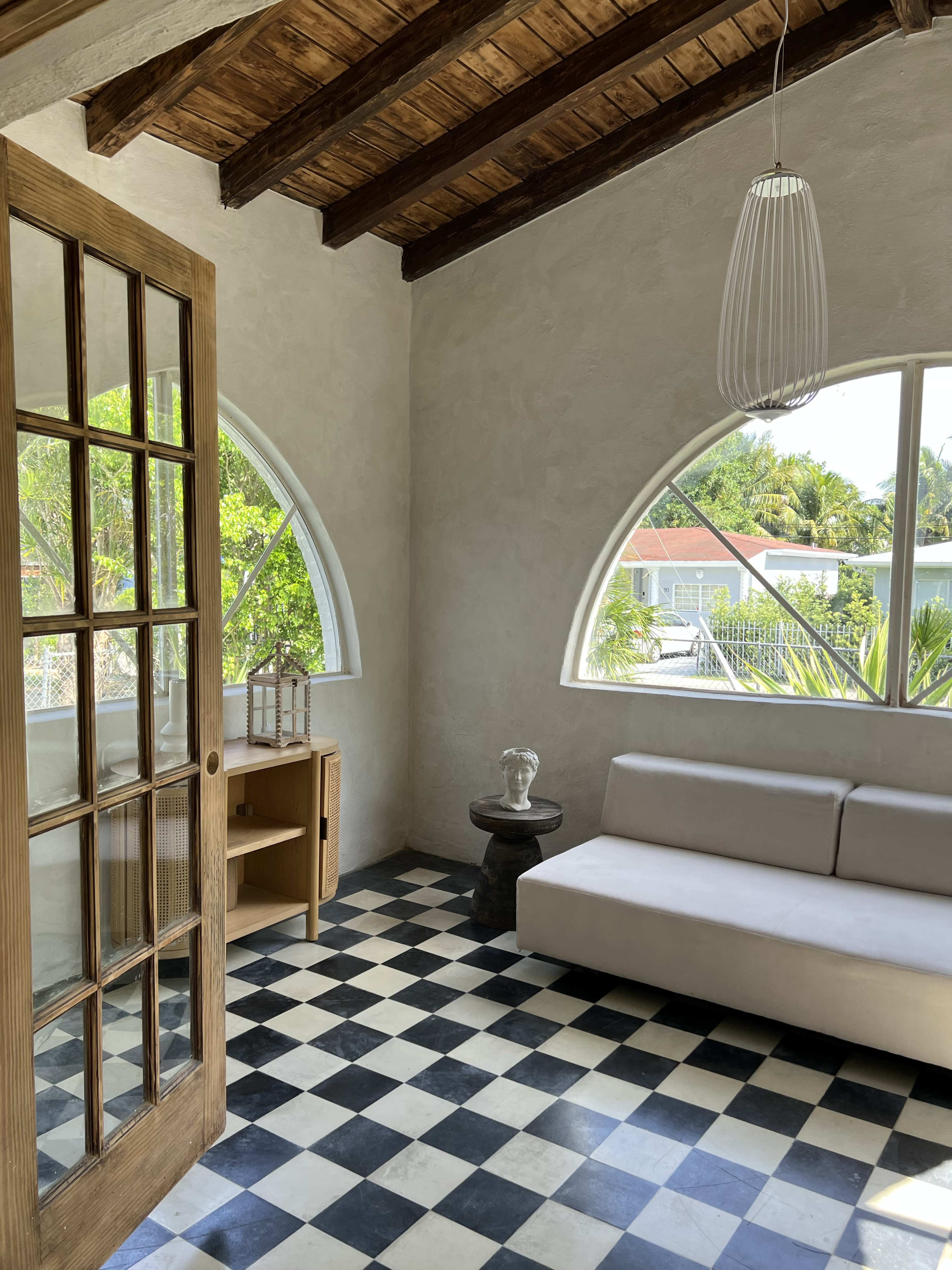 La Maison Leaf | Warmth Minimalistic Wabi Sabi Country-Style Home ...