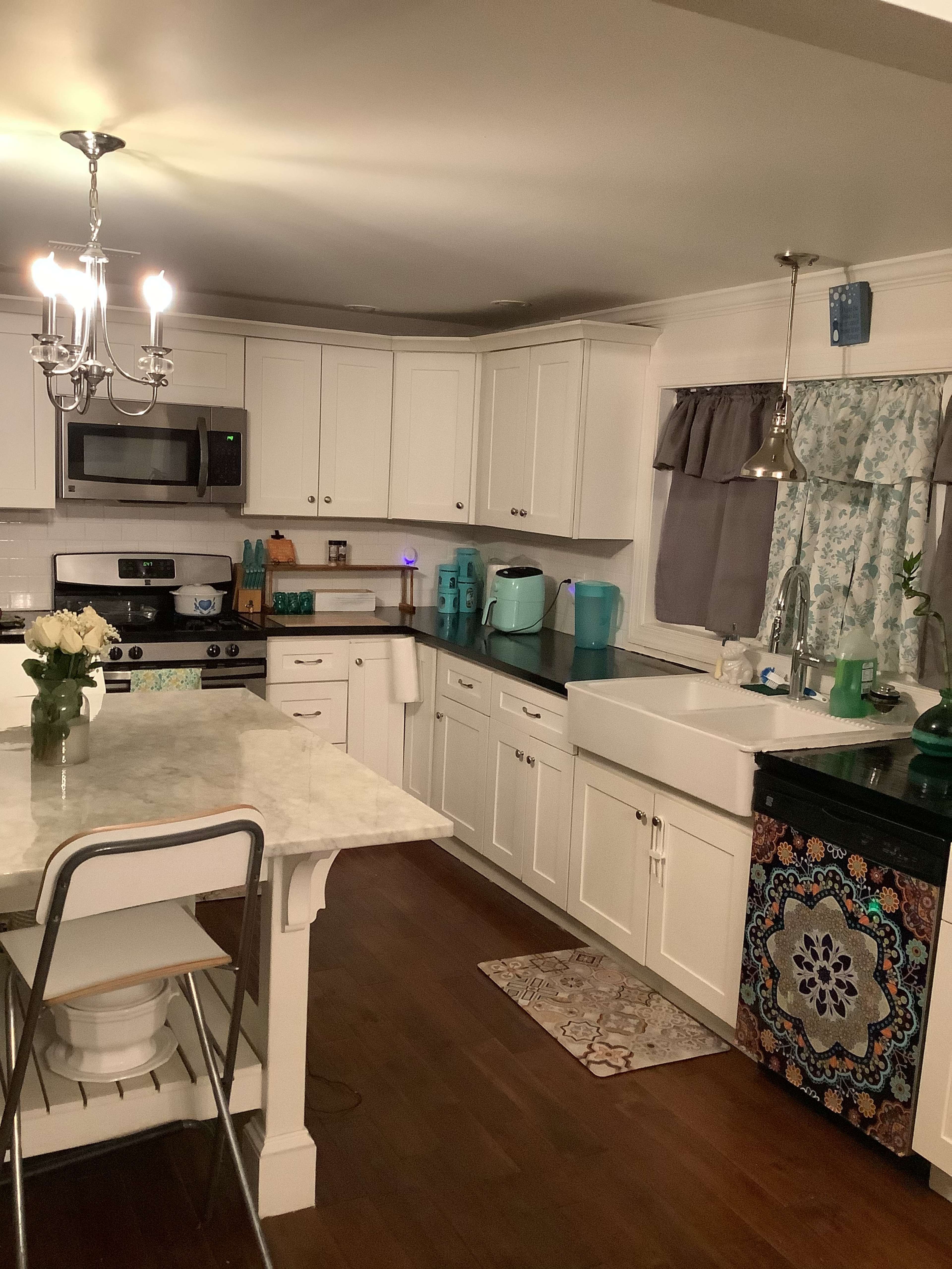 Large County Kitchen For your Cooking Show/Class, ROSEDALE, MD | Off ...