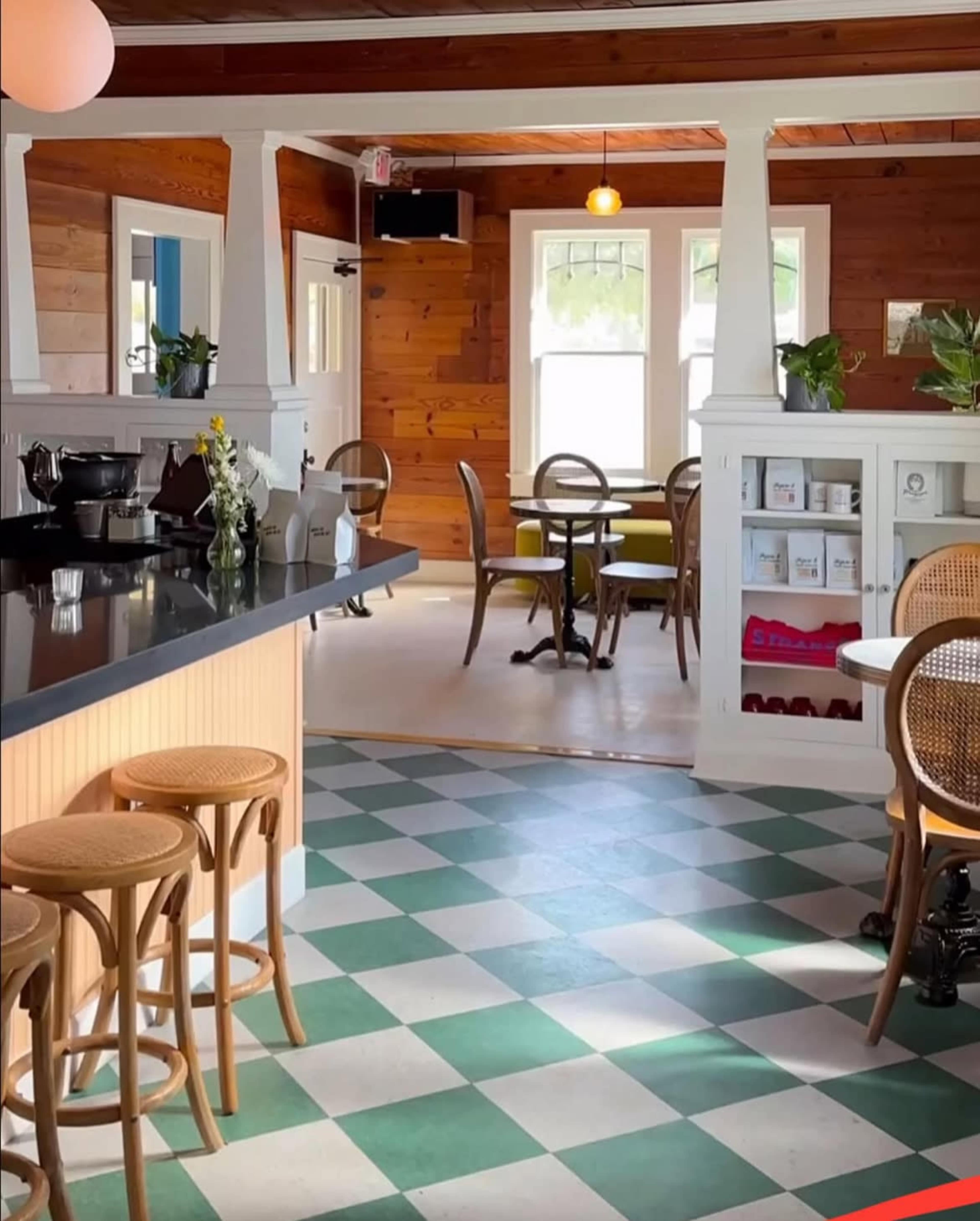 Strangelove | Charming Vintage Cafe Bungalow in East Austin, Austin, TX ...
