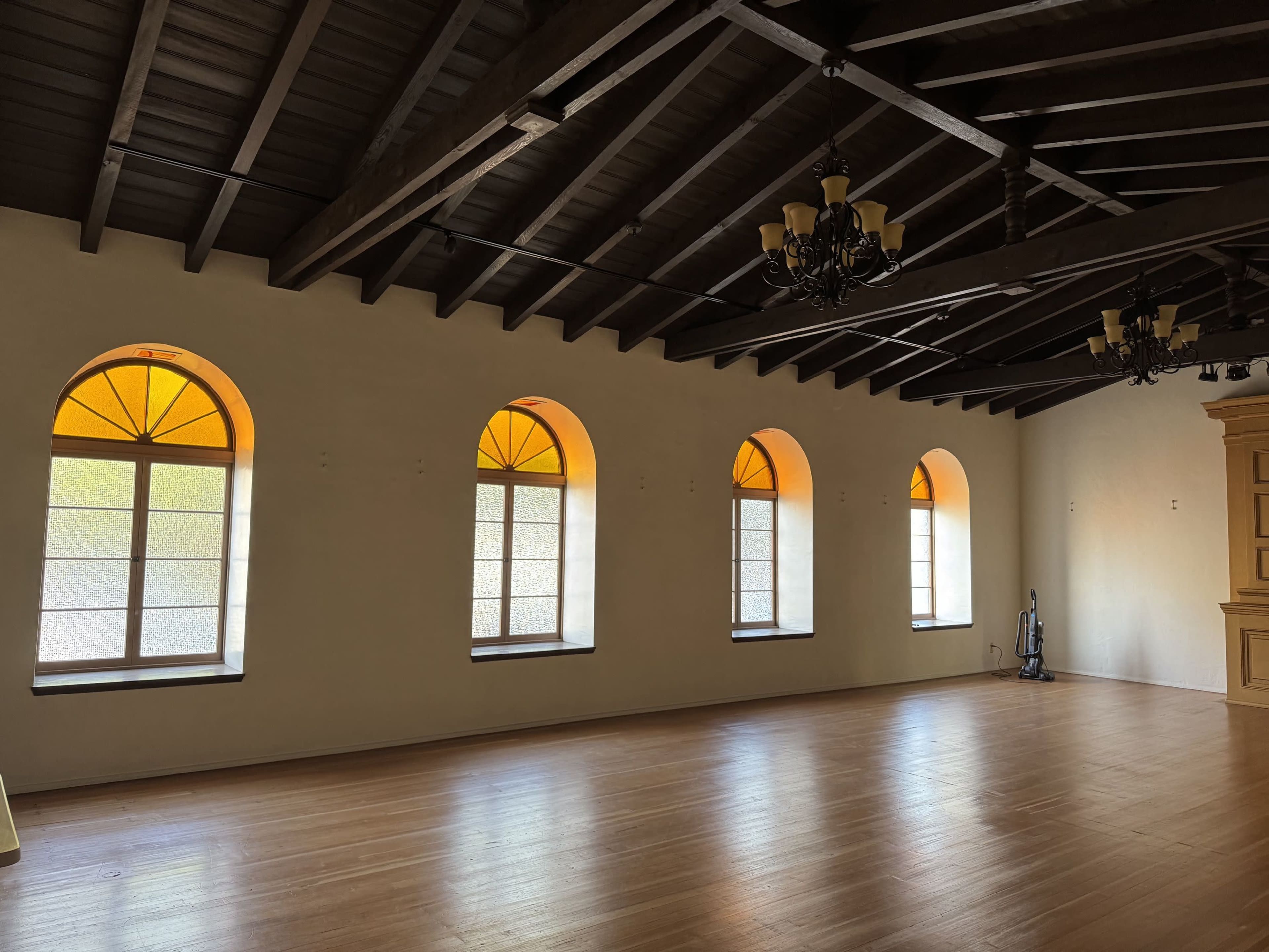 The Oakland Grove | Gallery Ballroom, Oakland, CA | Event | Peerspace