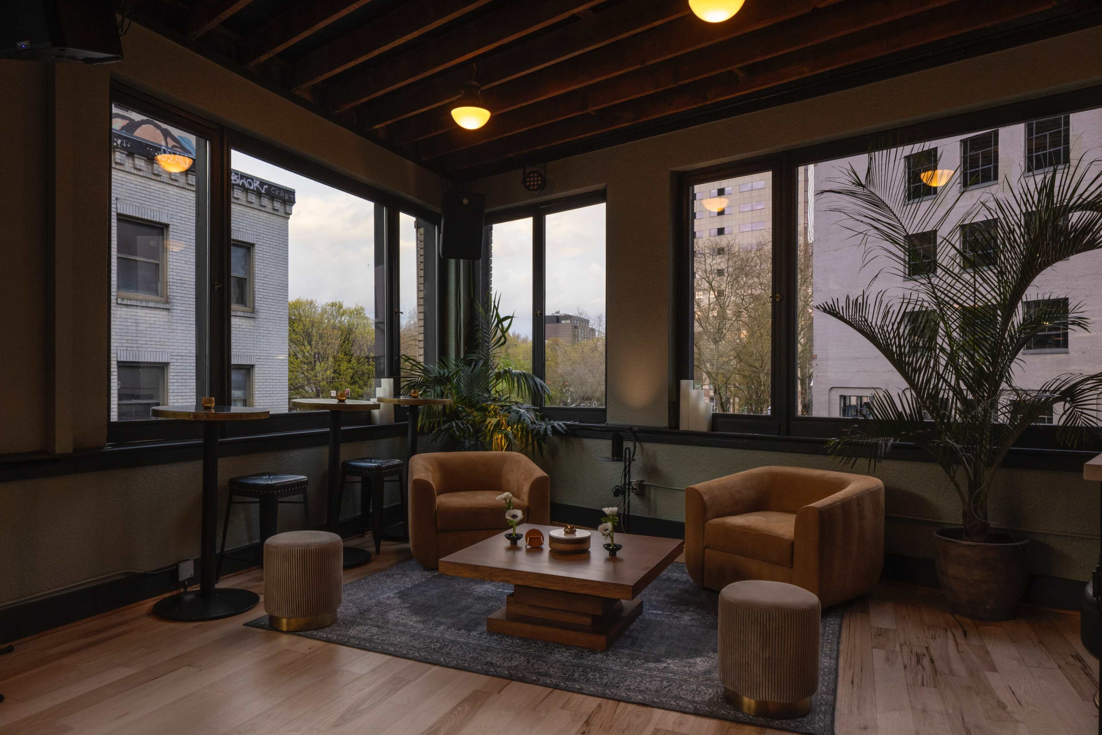 Upper Room Portland - Downtown Industrial style Loft, Portland, OR ...