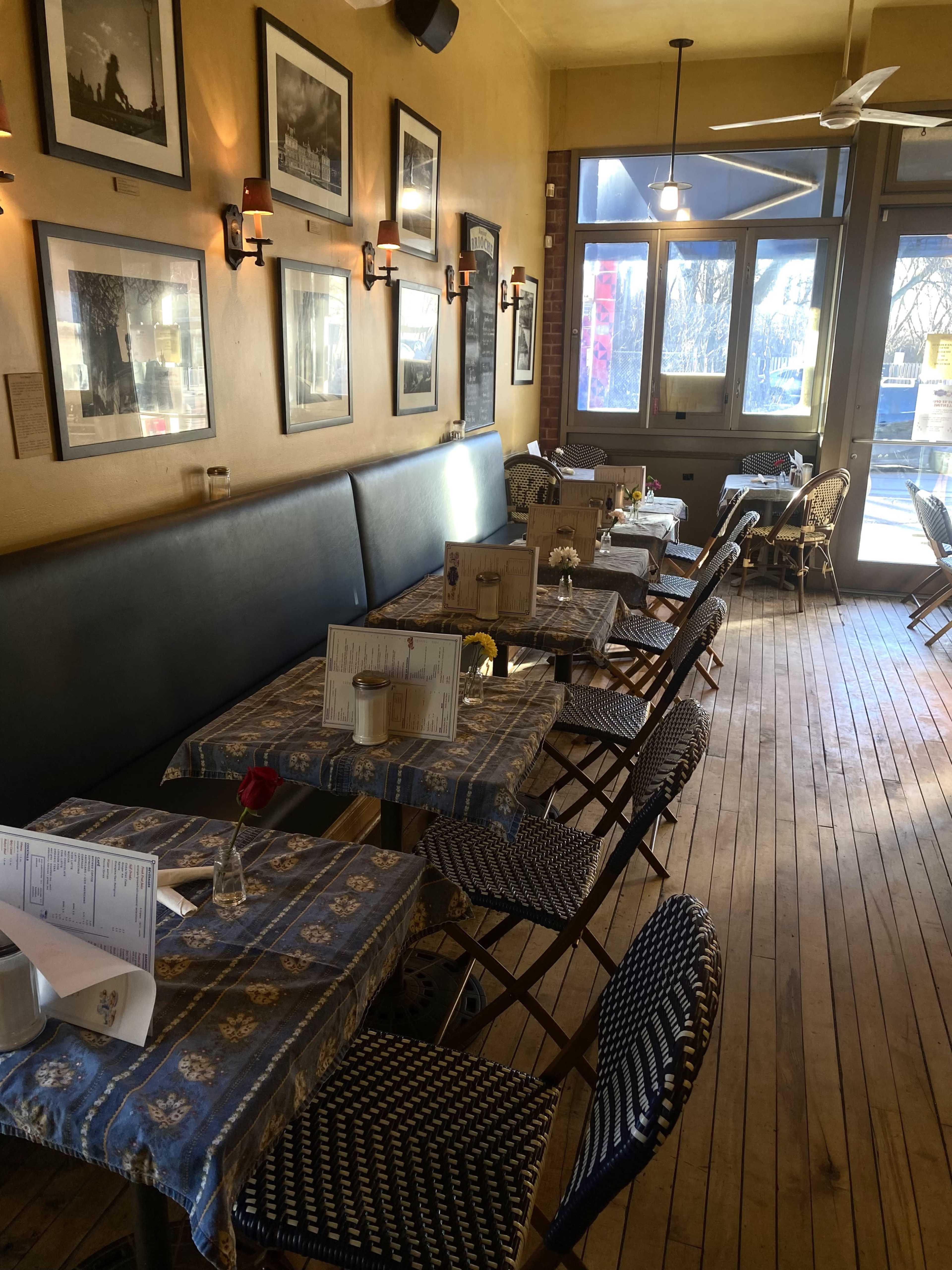 Cozy French-Style Cafe/Breakfast Restaurant, Toronto | Production ...