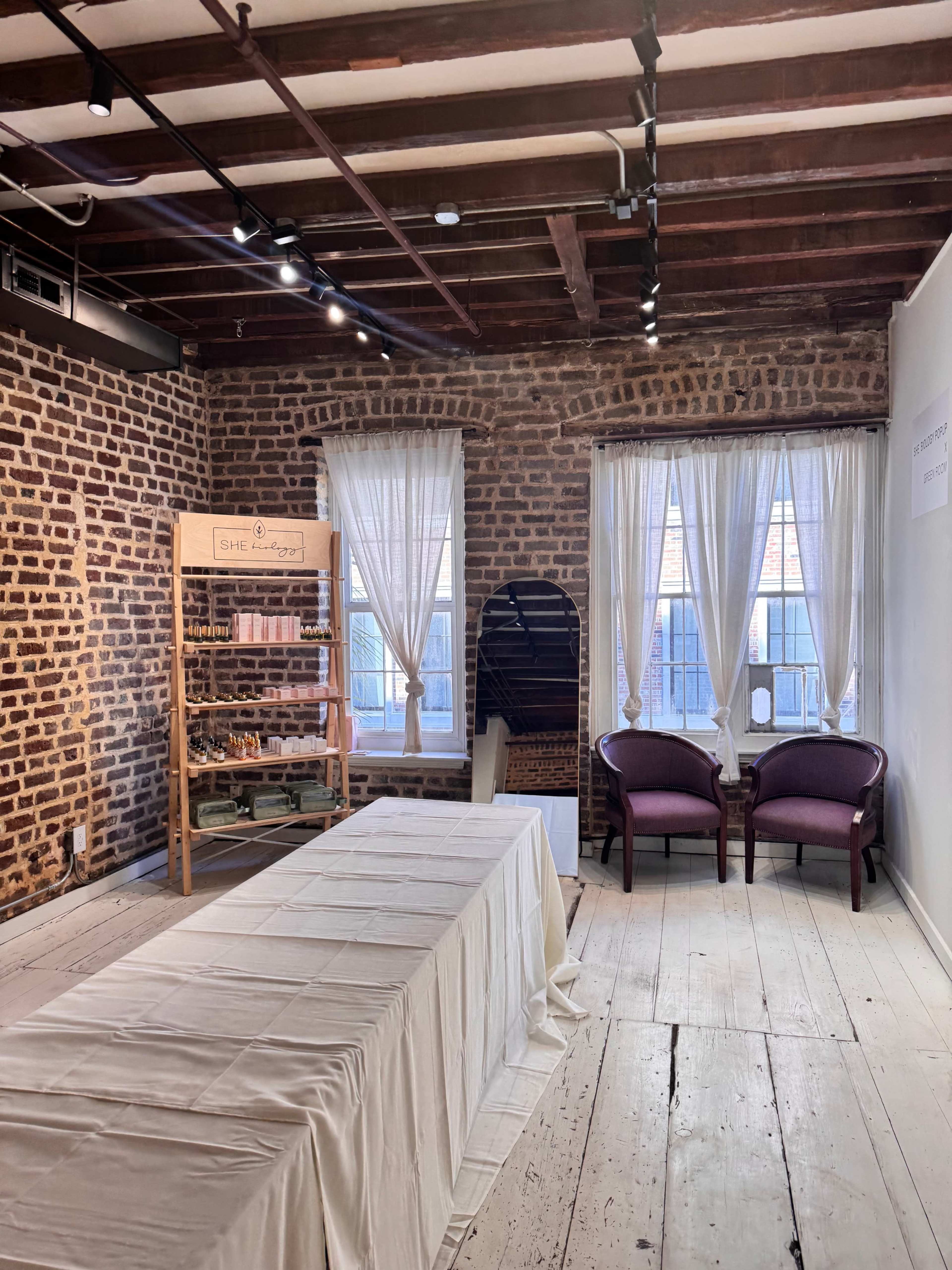 Greenroom | Downtown Charleston, loft, studio, dinner space, photoshoot ...