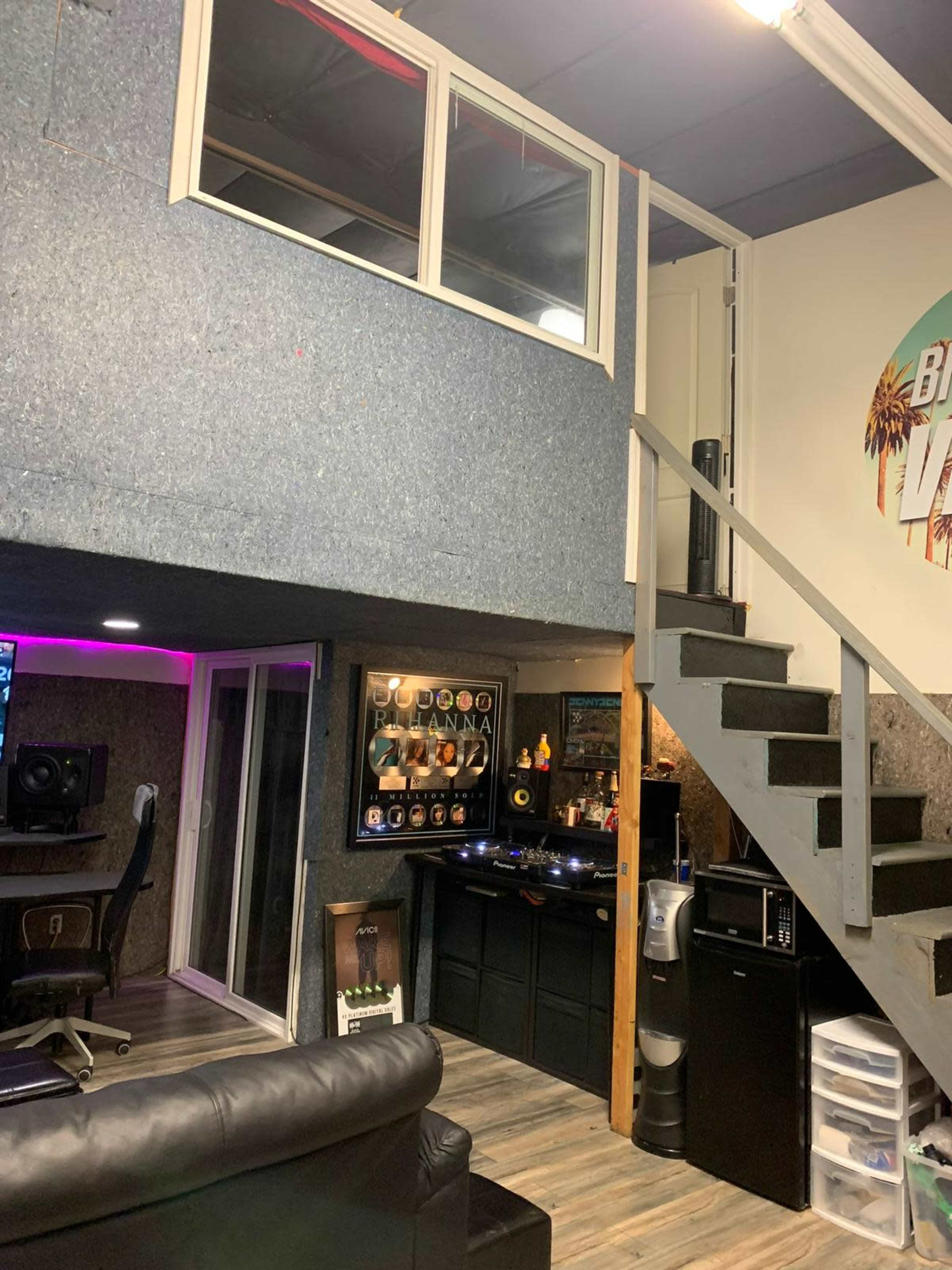 Treehouse Studios LA | Treehouse Recording Studio NOHO, North Hollywood, CA | Production | Peerspace