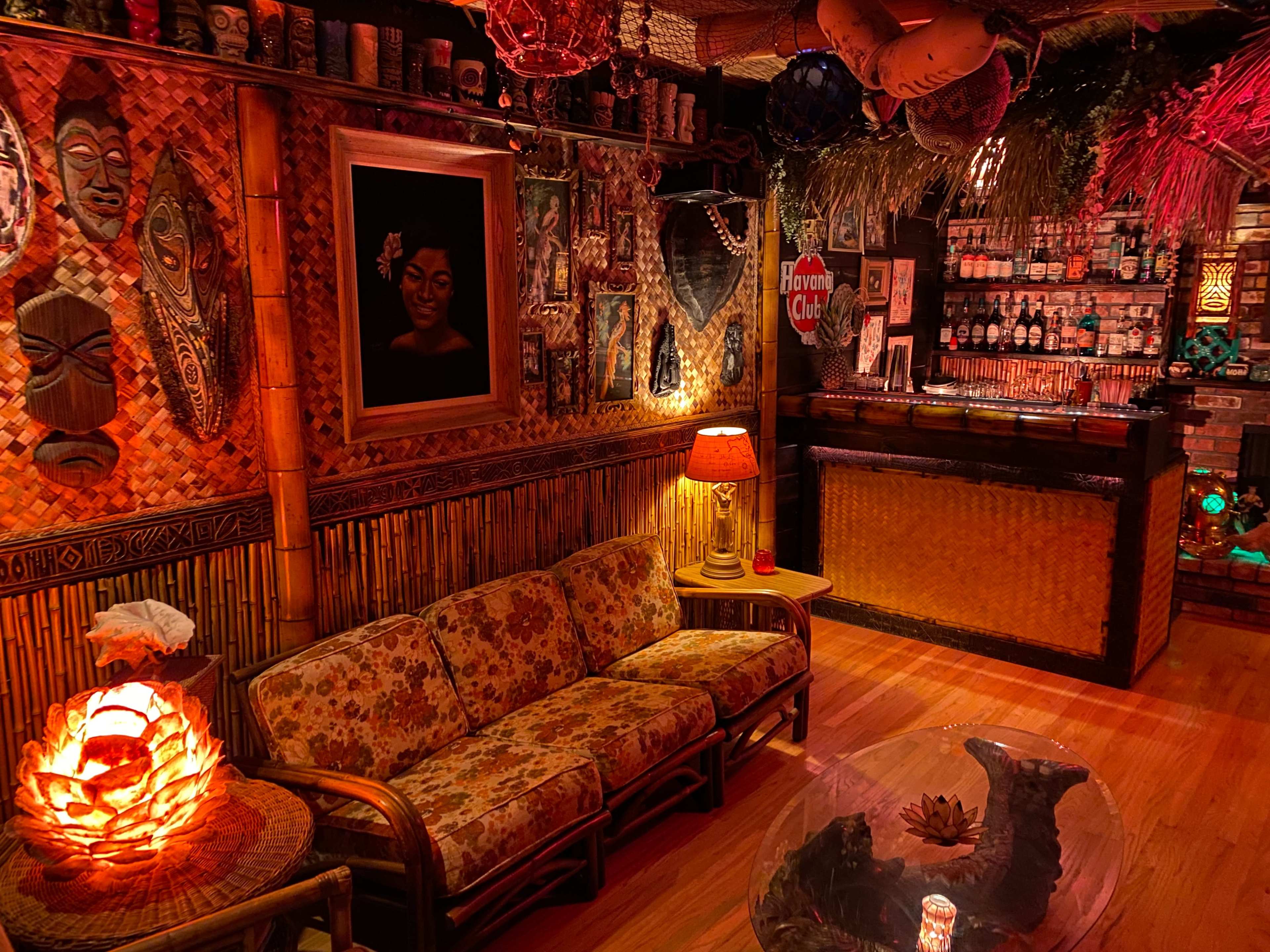 Immersive Mid-Century Tropical Tiki House w/ large Pool and Outdoor ...