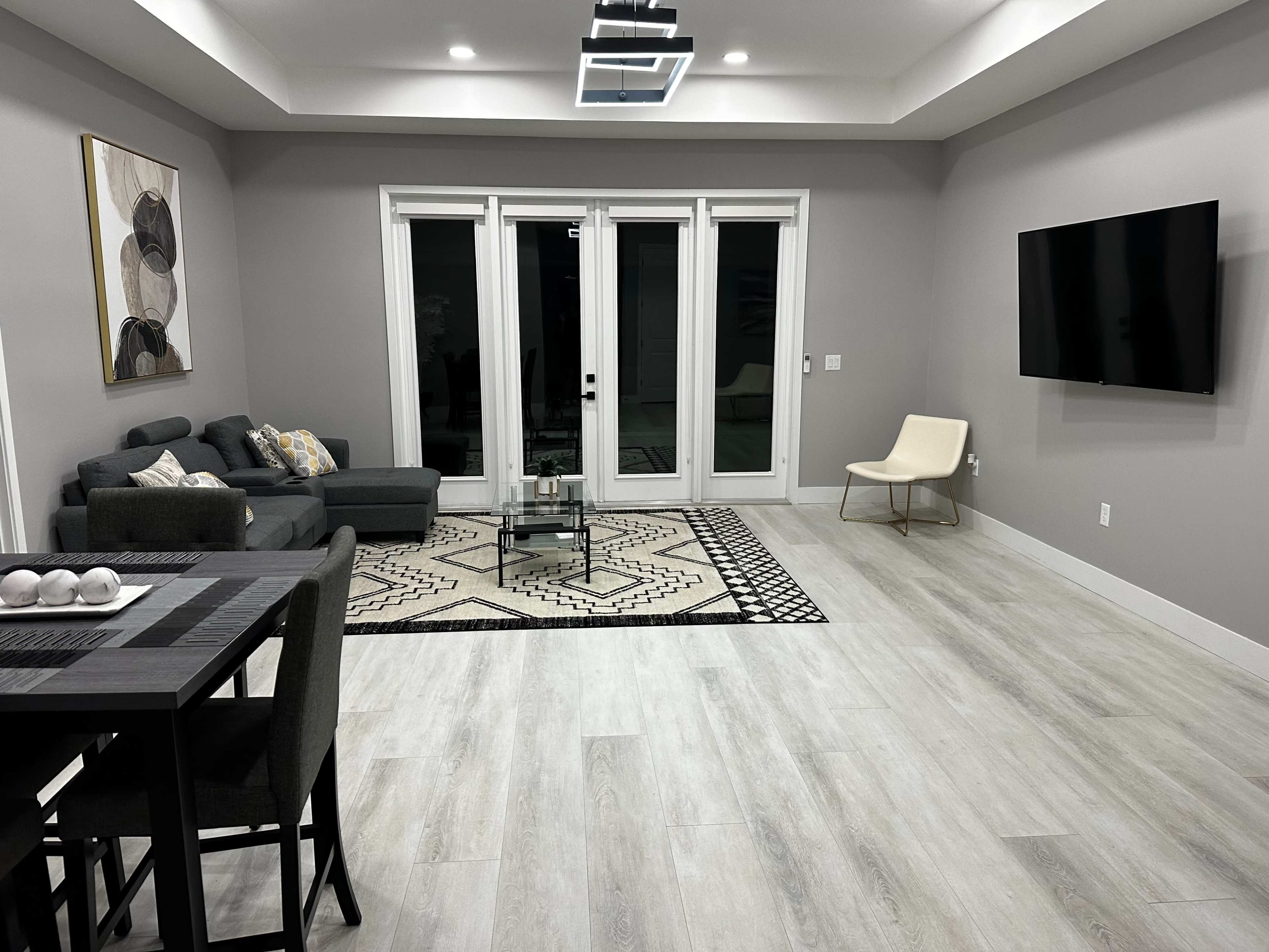 Lux Mansion, Kissimmee, FL | Event | Peerspace