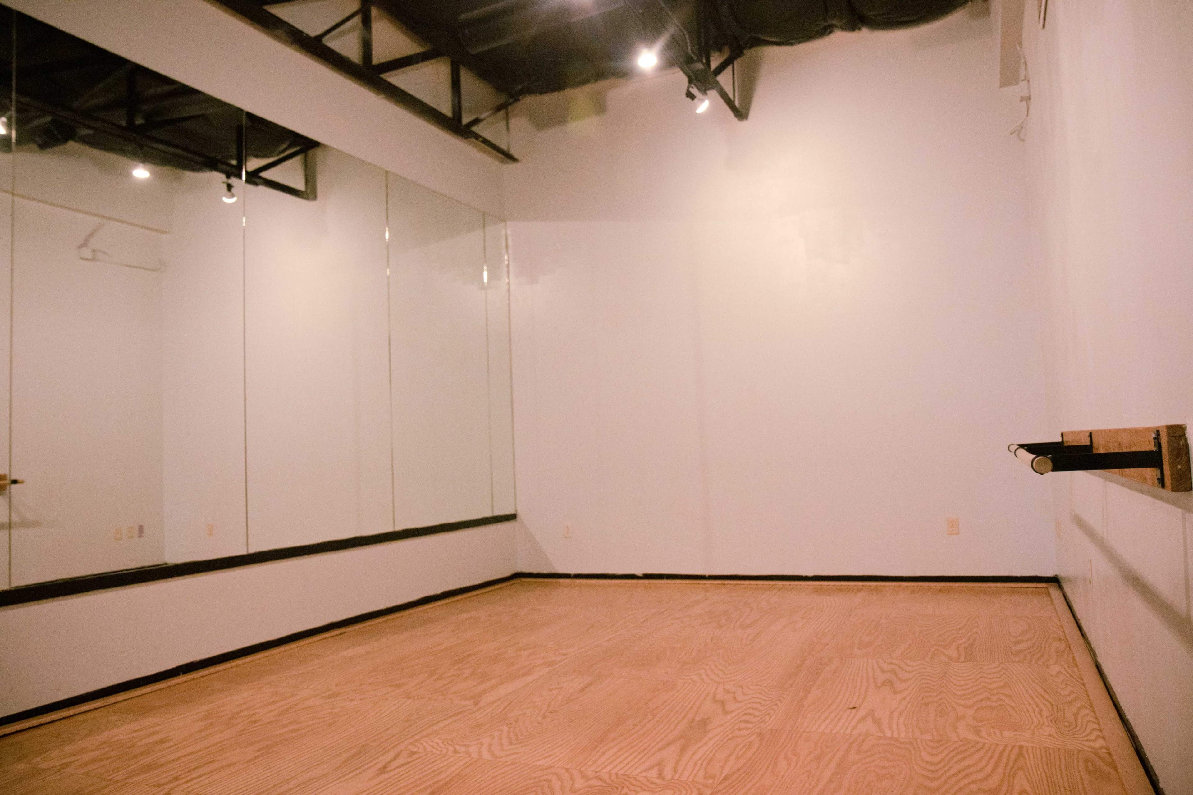 Small Dance (Ballet Barre) / Rehearsal Studio, Dallas, TX | Event ...