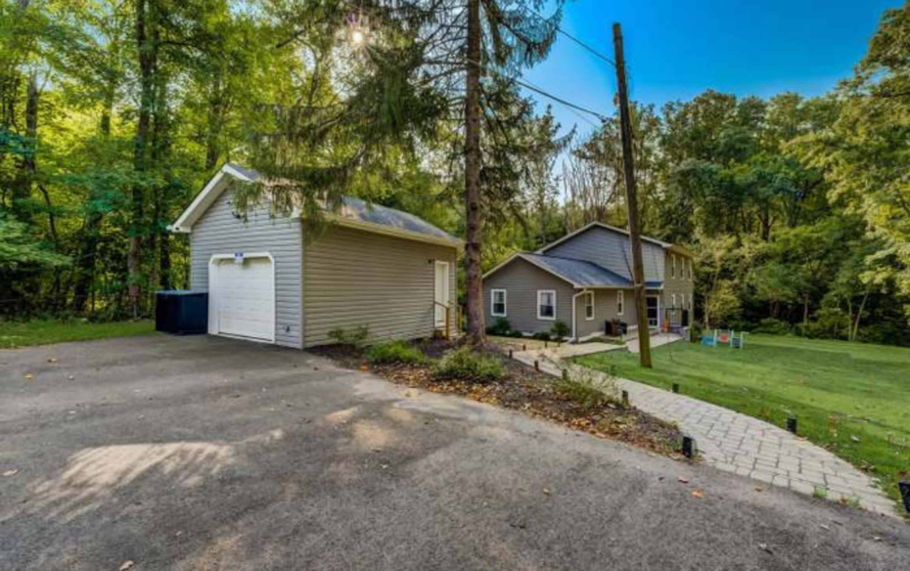 Silk Sojourn | Expansive Outdoor Entertaining Space for Events, Dinners ...