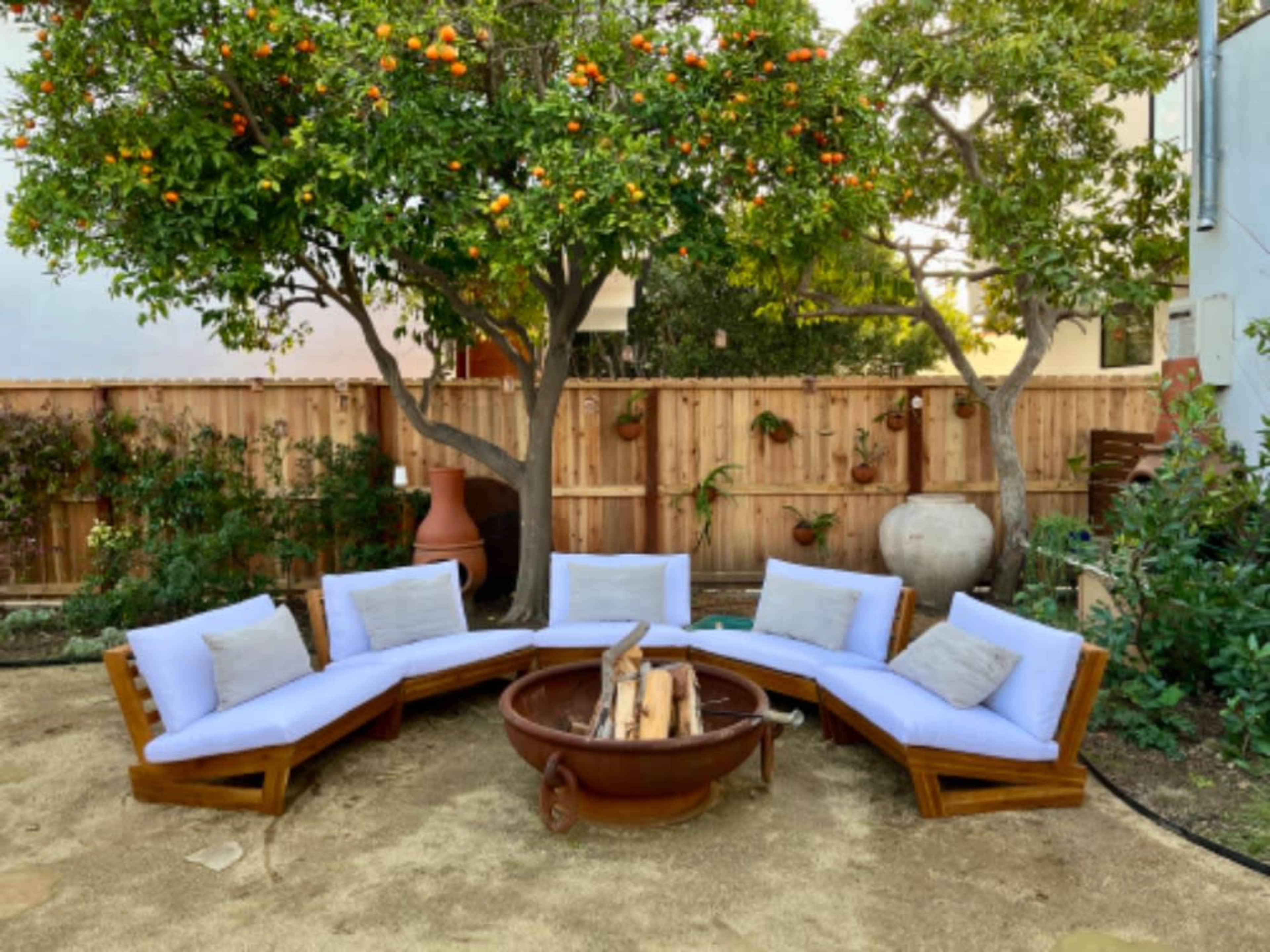 ***Adorable & Charming Spanish Fire Pit & Lounge in Central Mid City ...