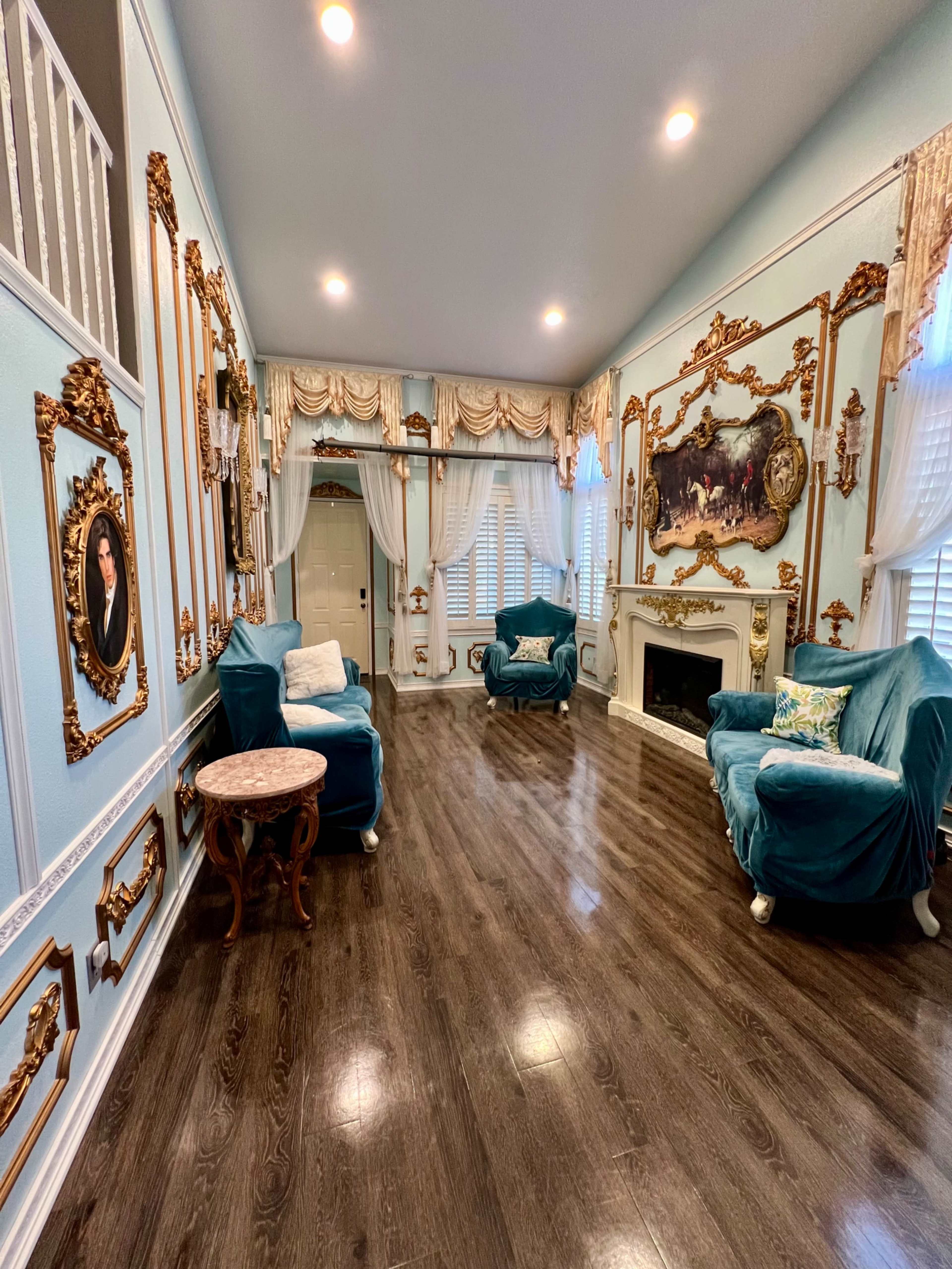 House with Period Sets and Fully Equipped Wardrobe Studio for ...