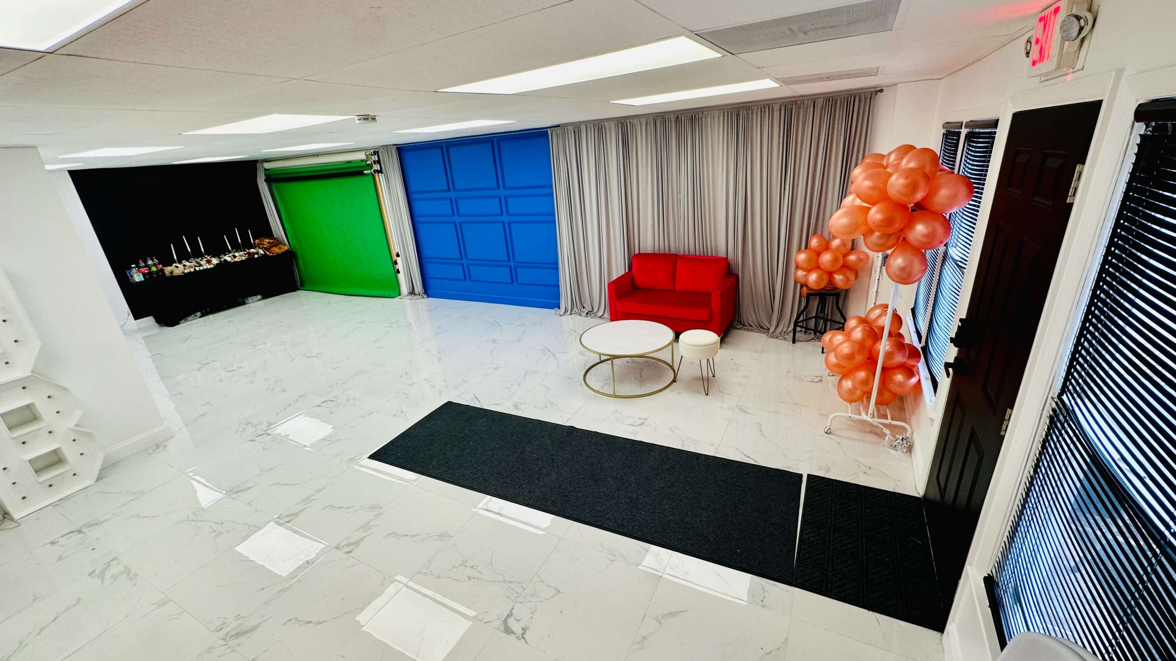 Modern Multipurpose Micro Event & Content Space with Stunning Floors ...