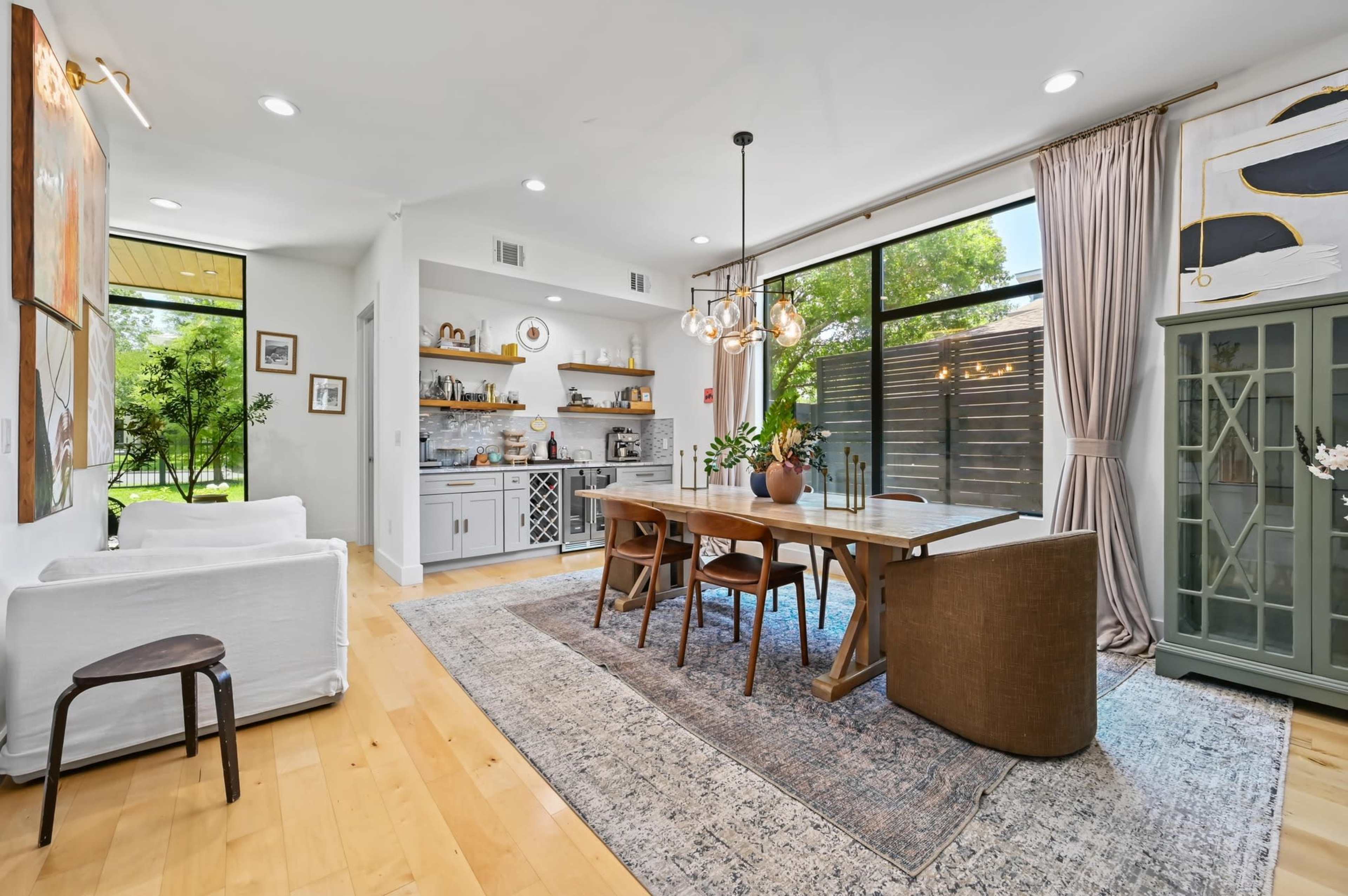 Elevate Urban Hospitality | California Eclectic Designer Home with ...