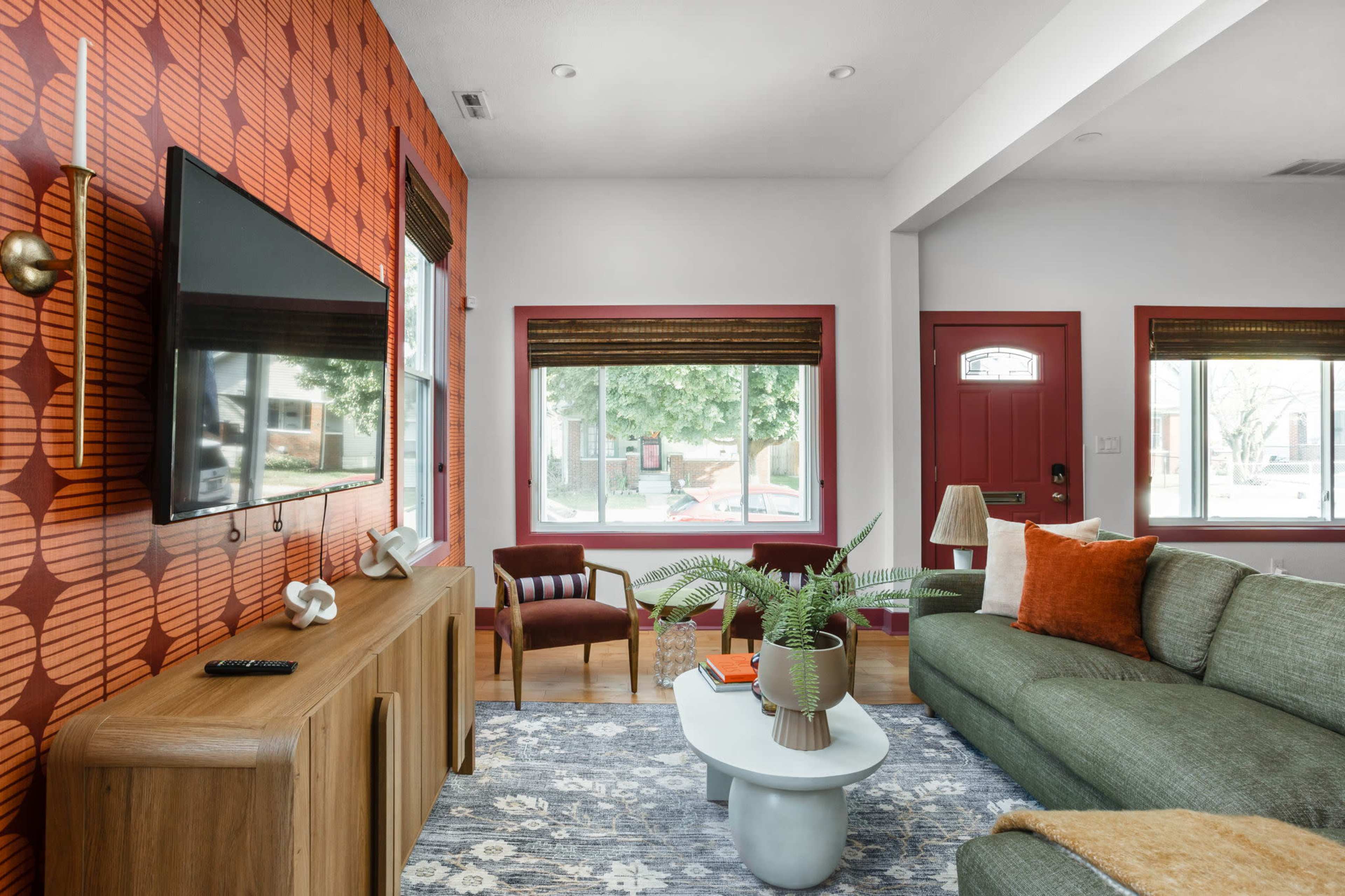 Hendricks House | Modern Home - 8 minutes to downtown, Indianapolis, IN ...