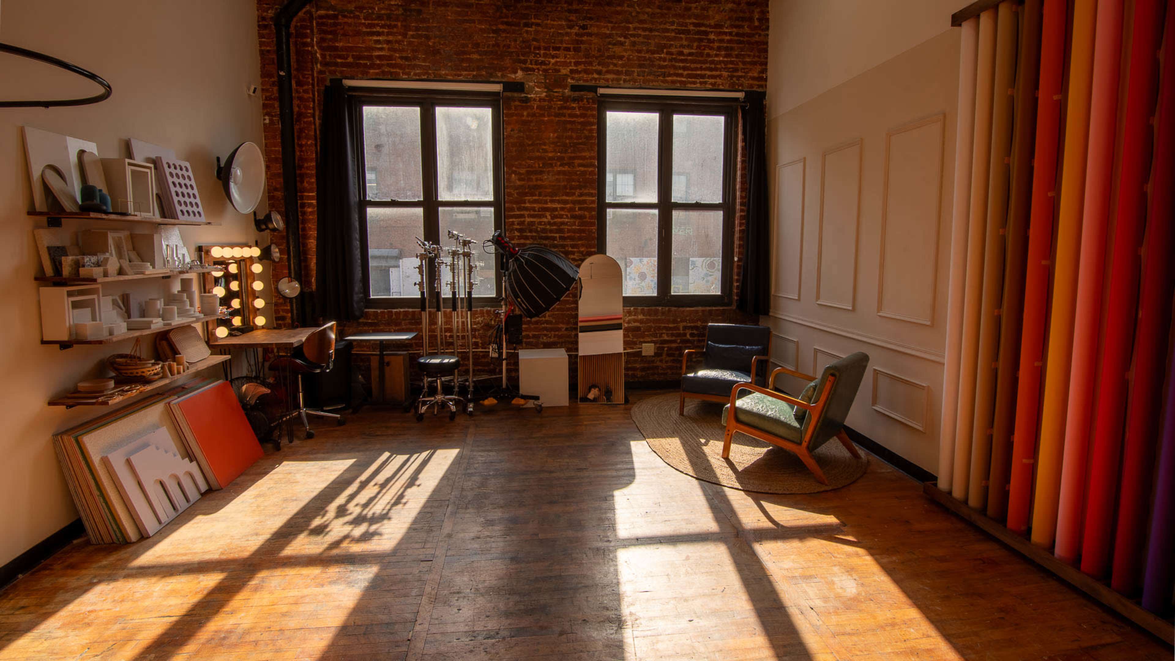 Nula Studios | Daylight Photo Studio with Product Photography Props ...