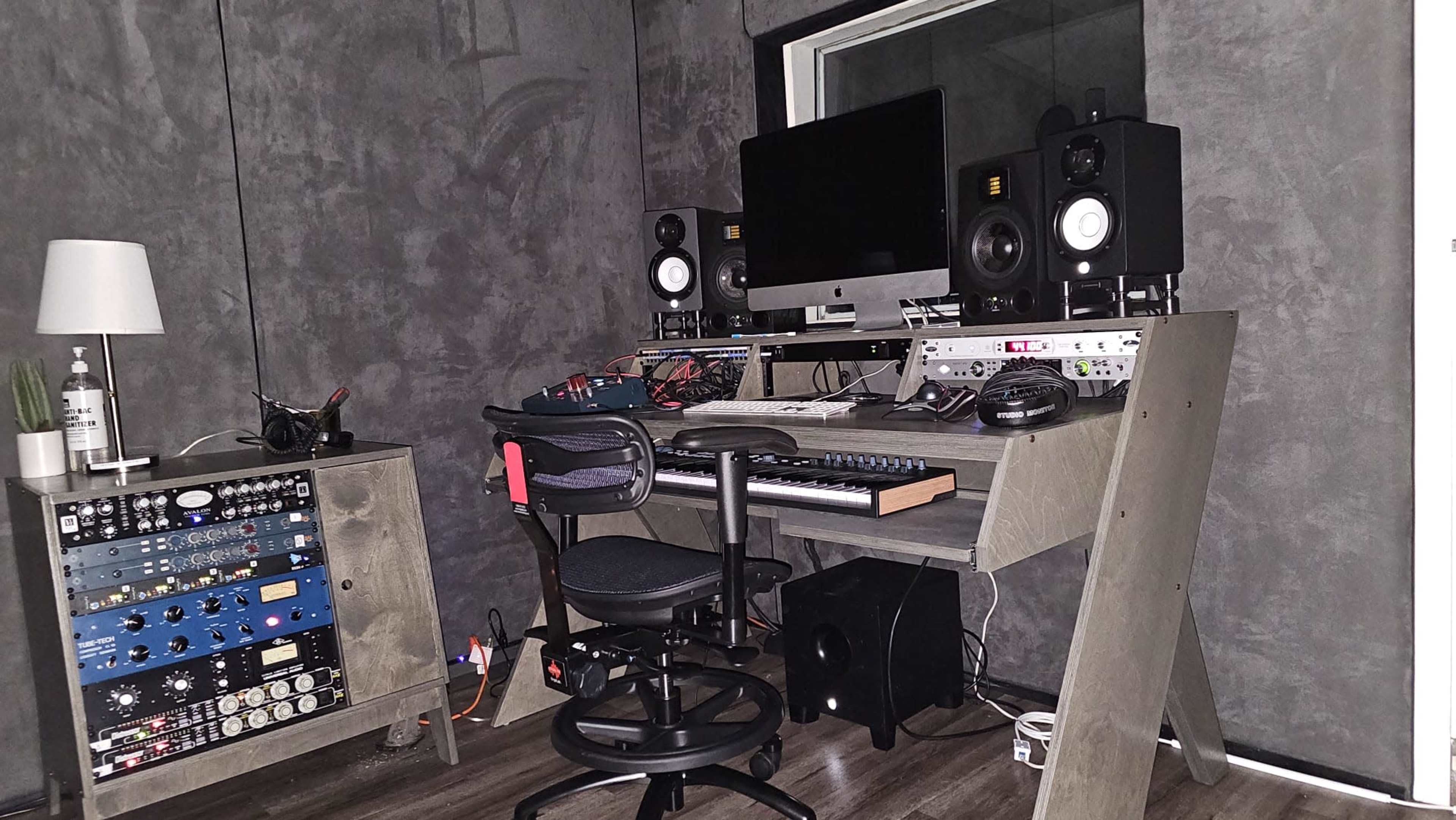 Cozy & Secure Recording Studio in North Hollywood, North Hollywood, CA ...