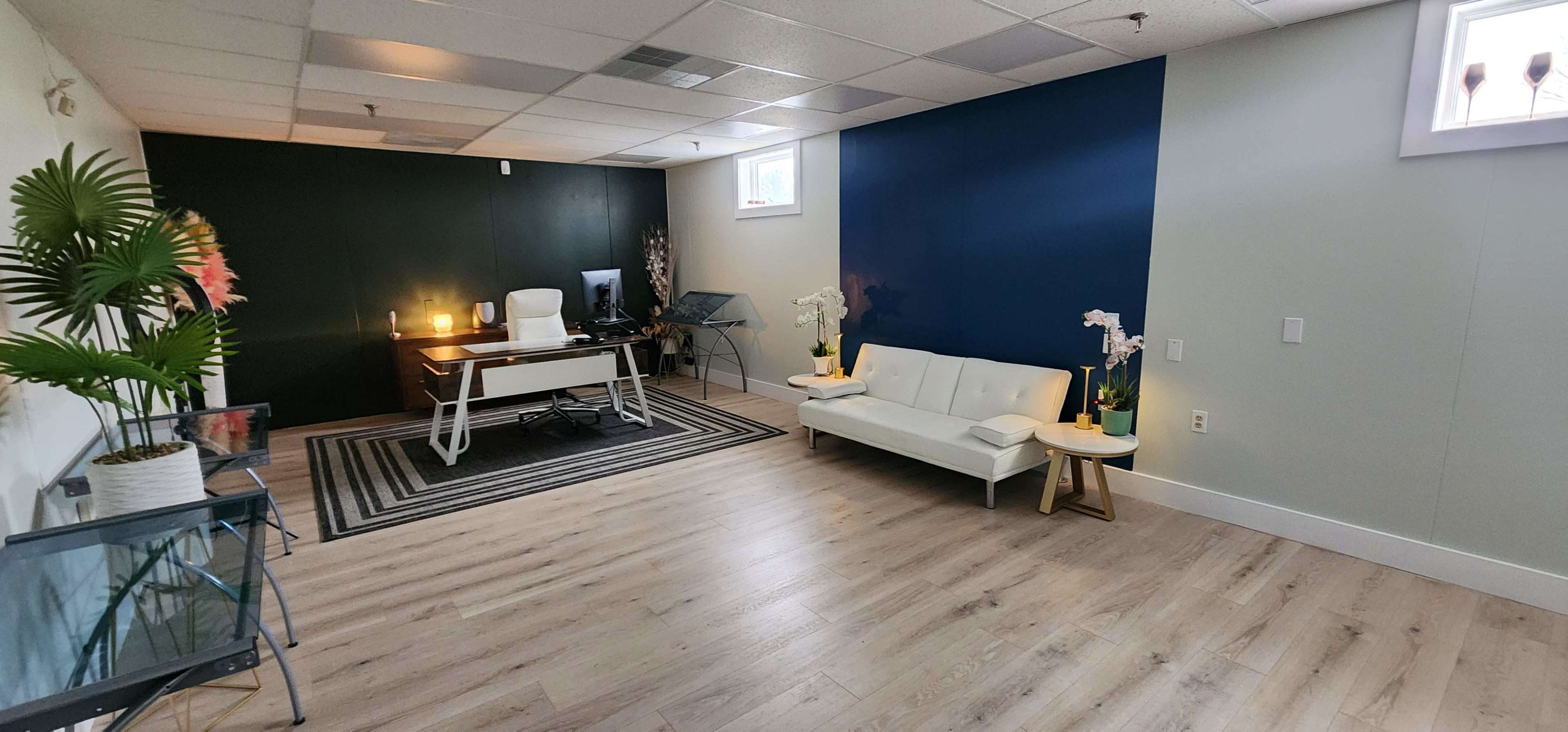 Bright and Airy studio office space, Southampton, PA | Off-Site | Peerspace