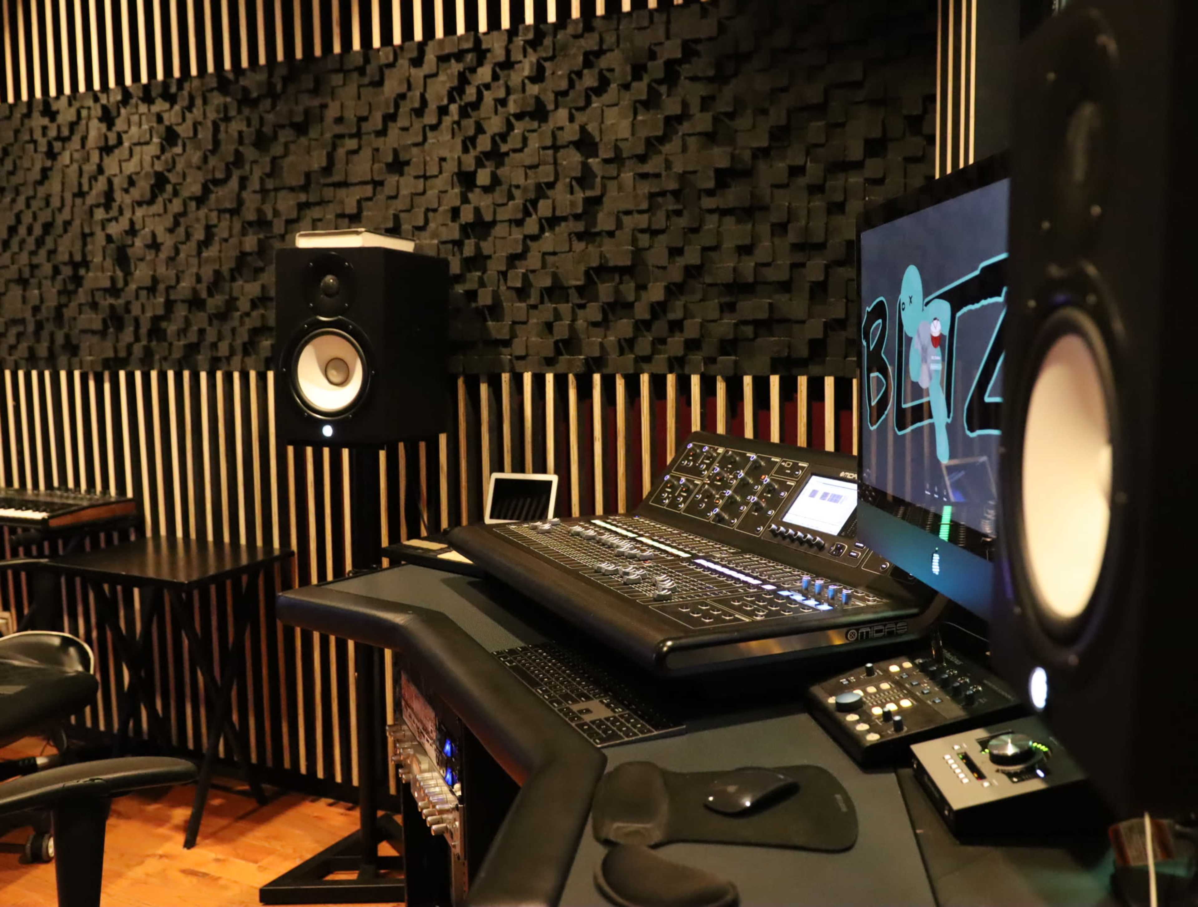 MUSIC STUDIO / RECORDING STUDIO, Ridgewood, NY | Event | Peerspace