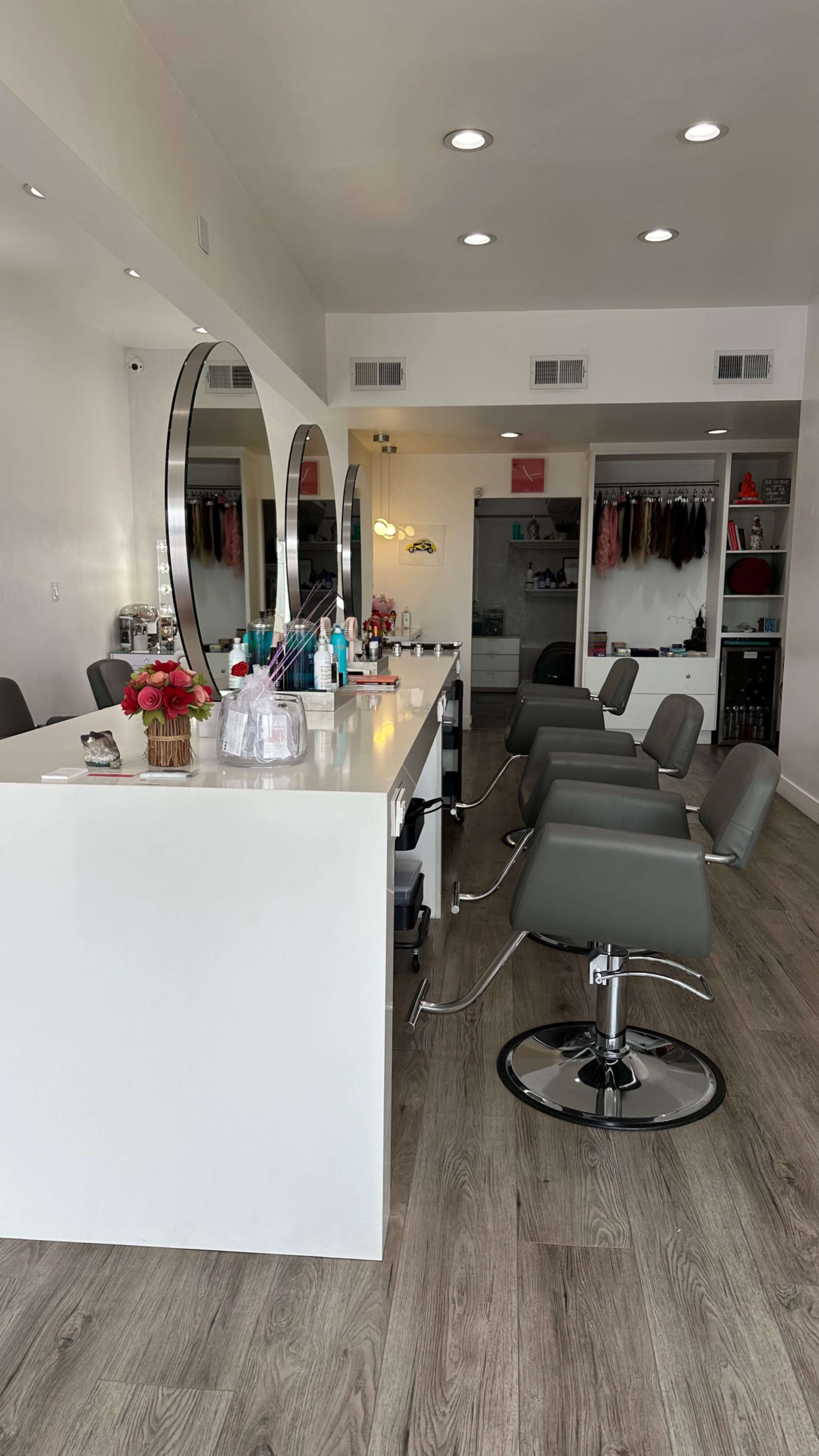 Chic West Hollywood Hair Salon on Sunset Blvd – Perfect for Photoshoots ...